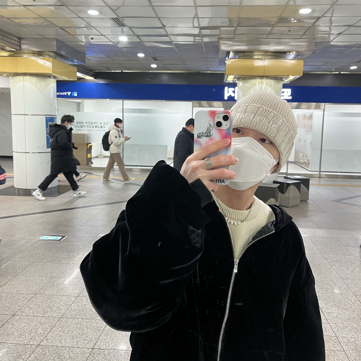 . (@eqhu3n) 님의 게시물 | KREAM