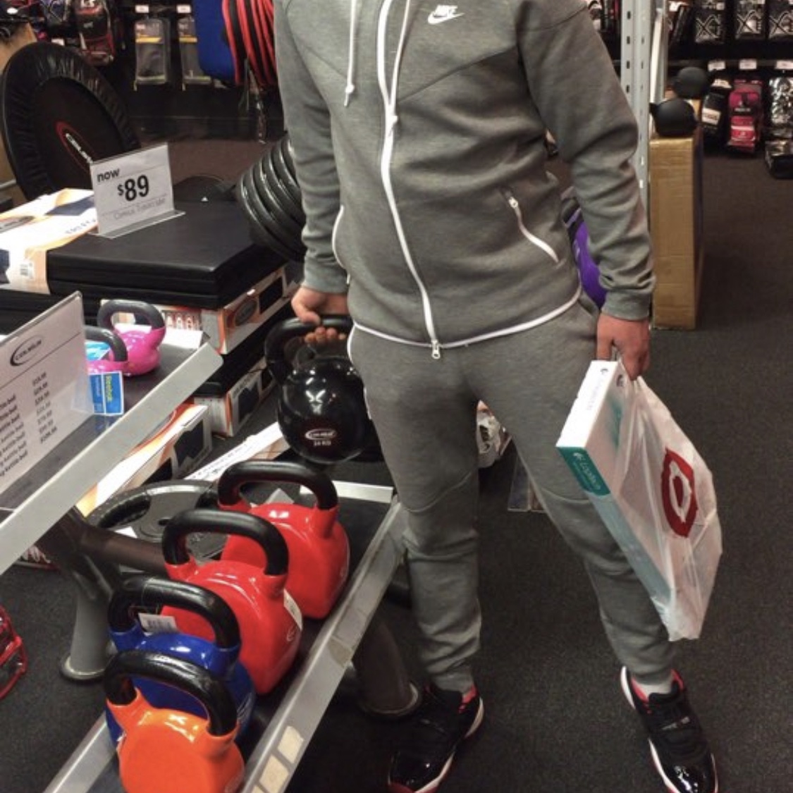 나이스아재 (@niceaj) 님의 게시물 | KREAM