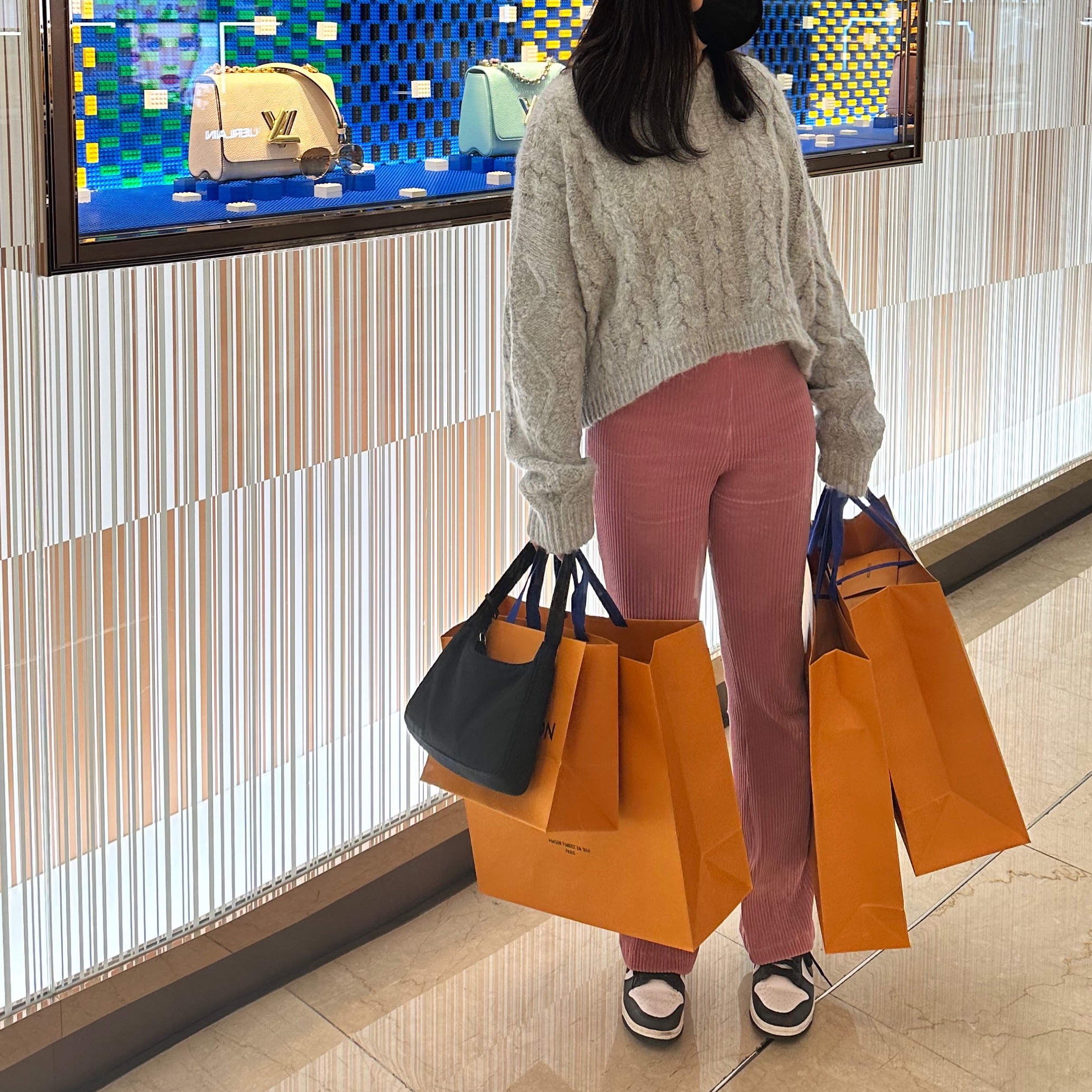 리즈미 (@liz_me) 님의 게시물 | KREAM