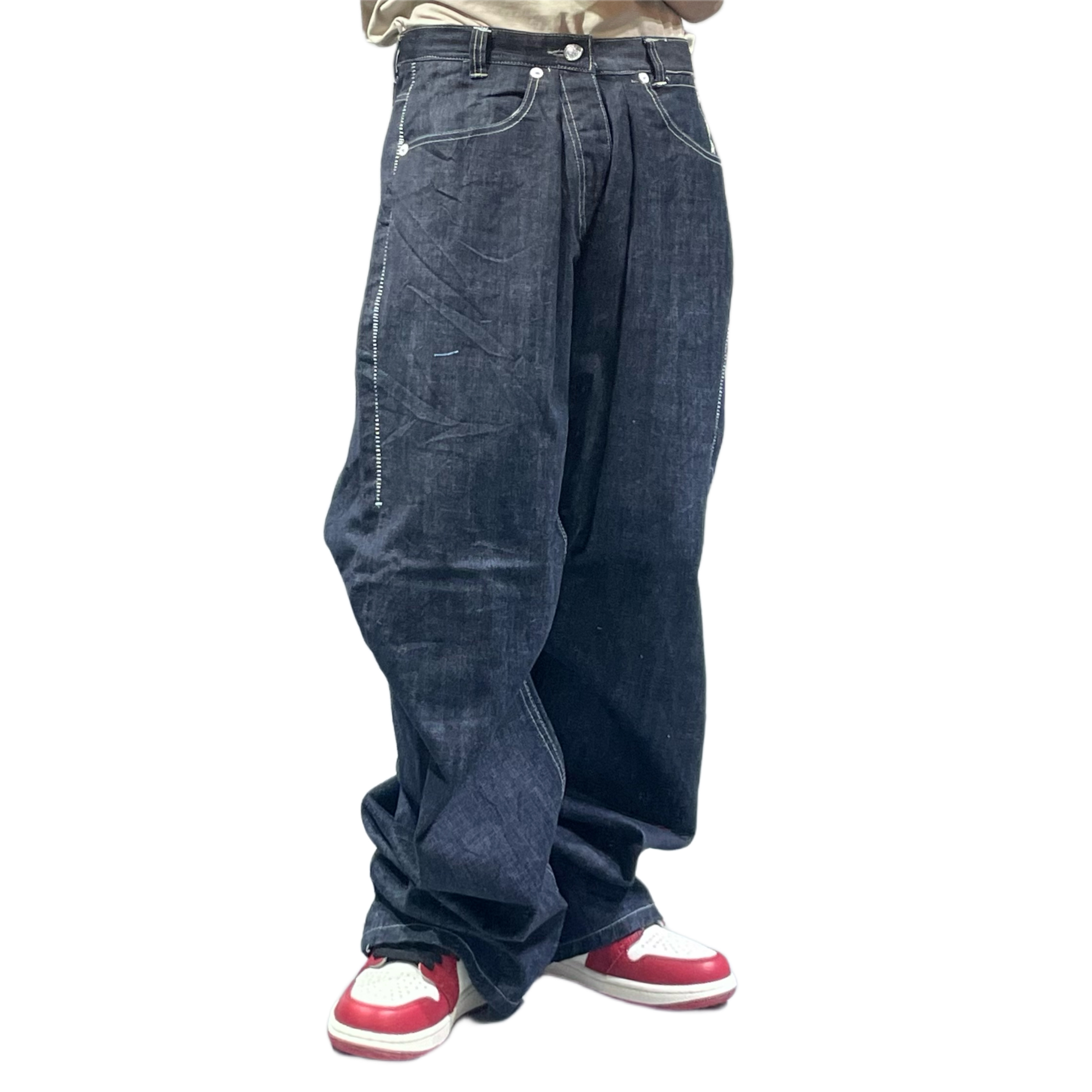 킹반인 (@king_ban_in) 님의 게시물 | KREAM