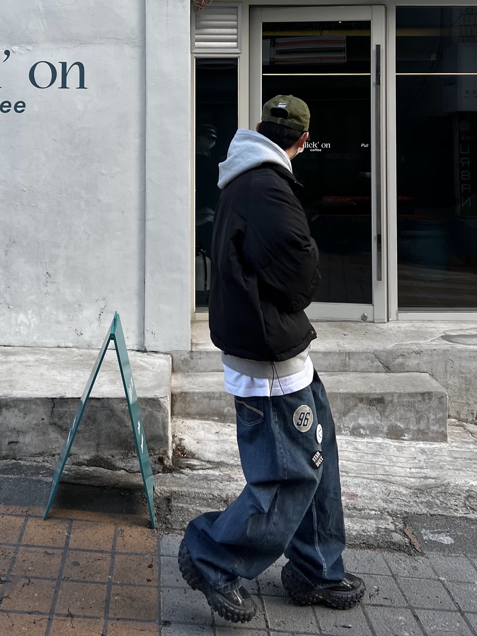 소코년 (@sonyunko) 님의 게시물 | KREAM