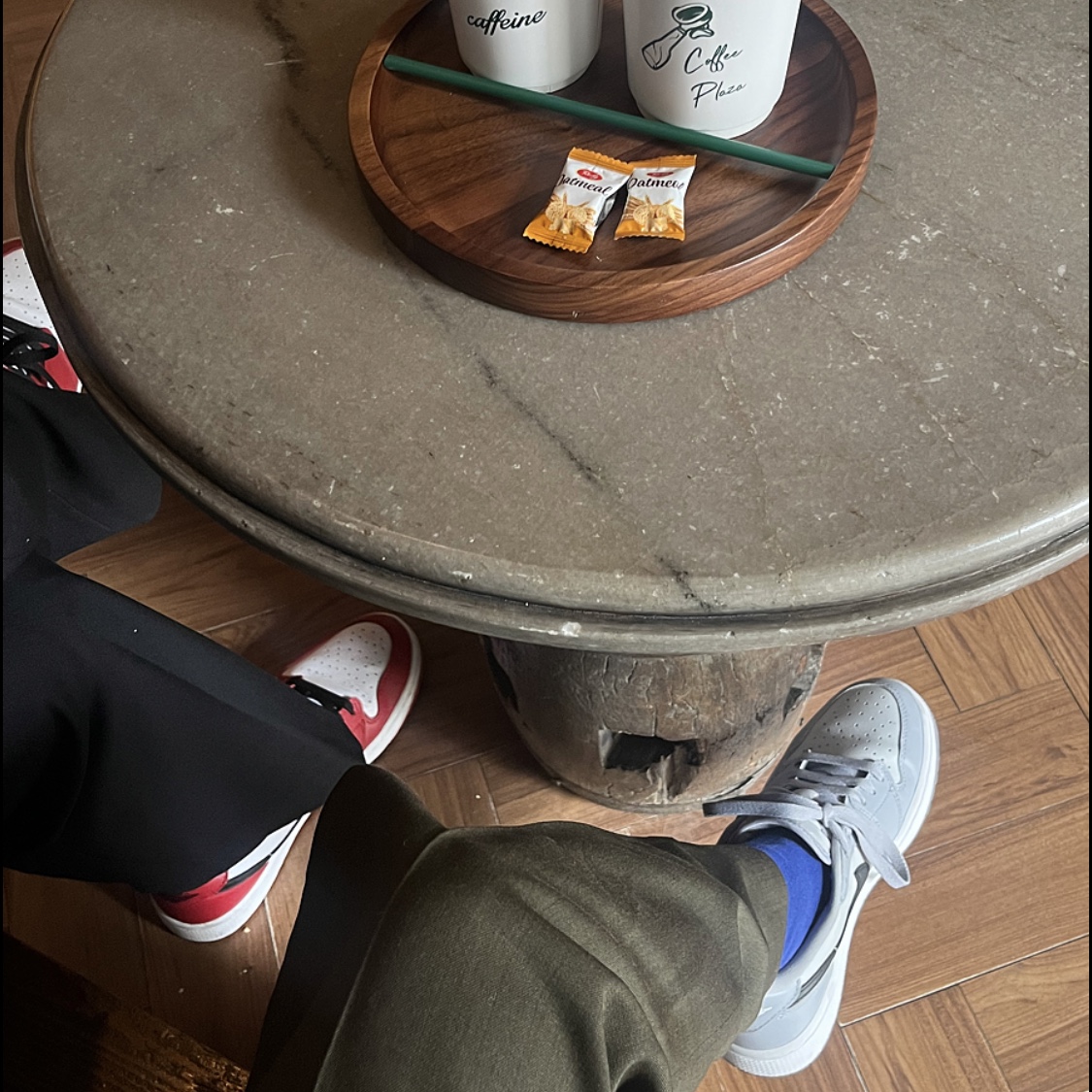 유니니 (@unninni) 님의 게시물 | KREAM