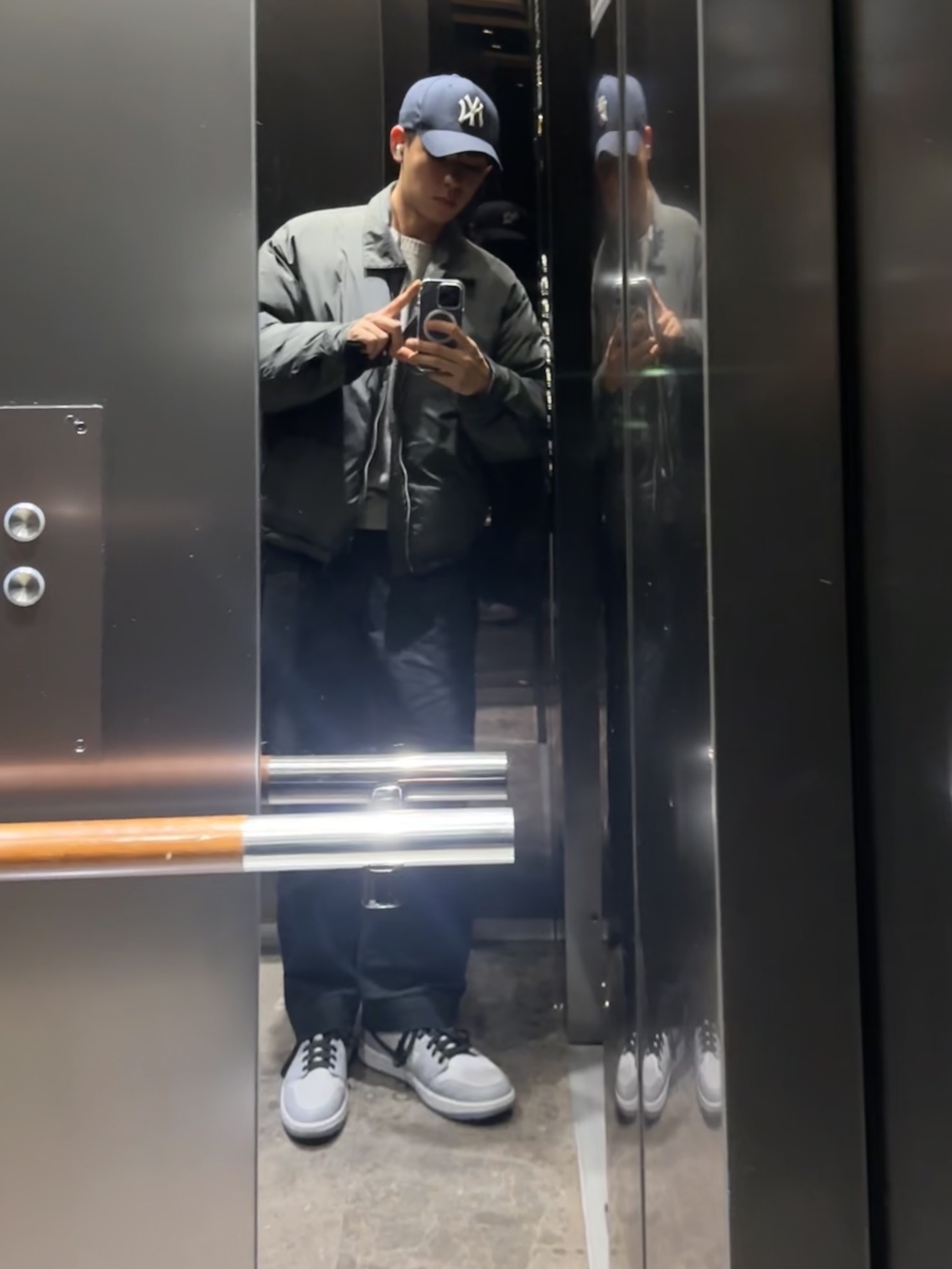 솔 (@sol_du) 님의 게시물 | KREAM