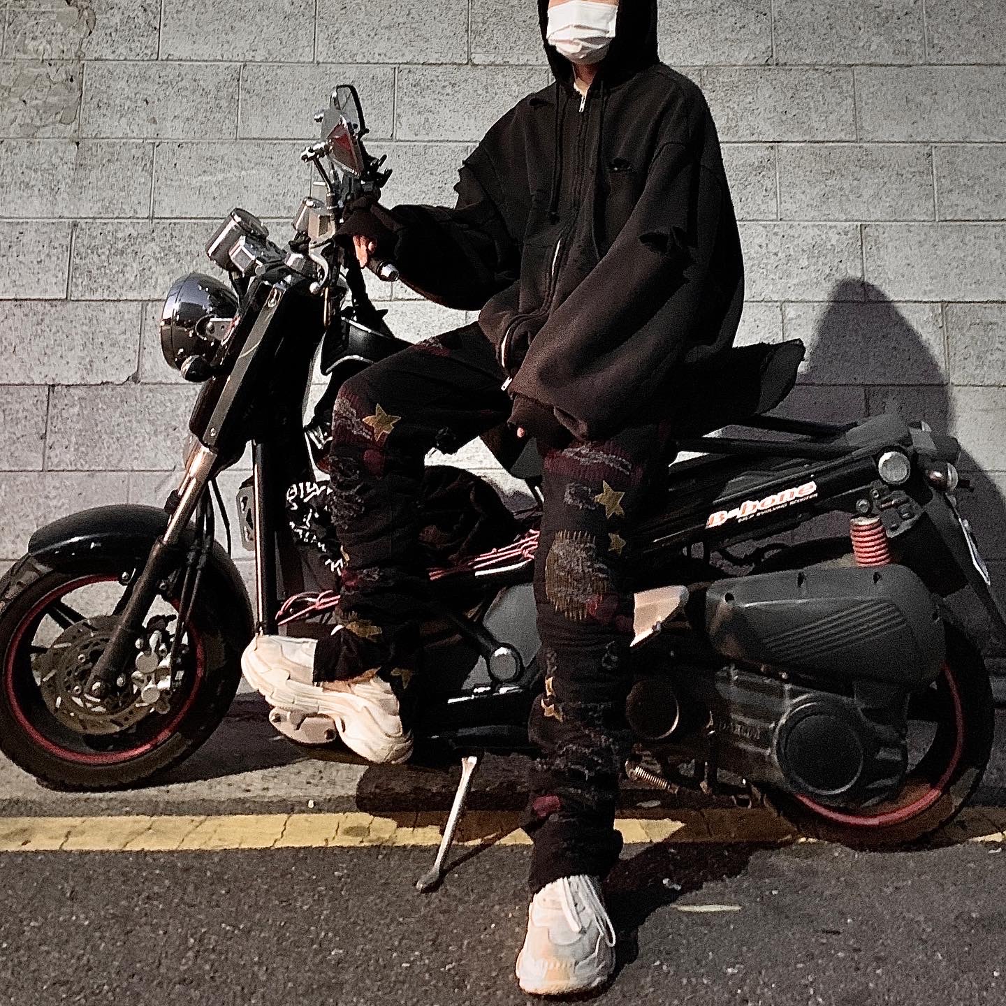 최성근 (@indigopunk) 님의 게시물 | KREAM