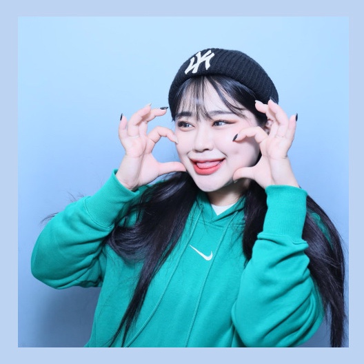 다롱데롱 (@dalong_0131) 님의 게시물 | KREAM