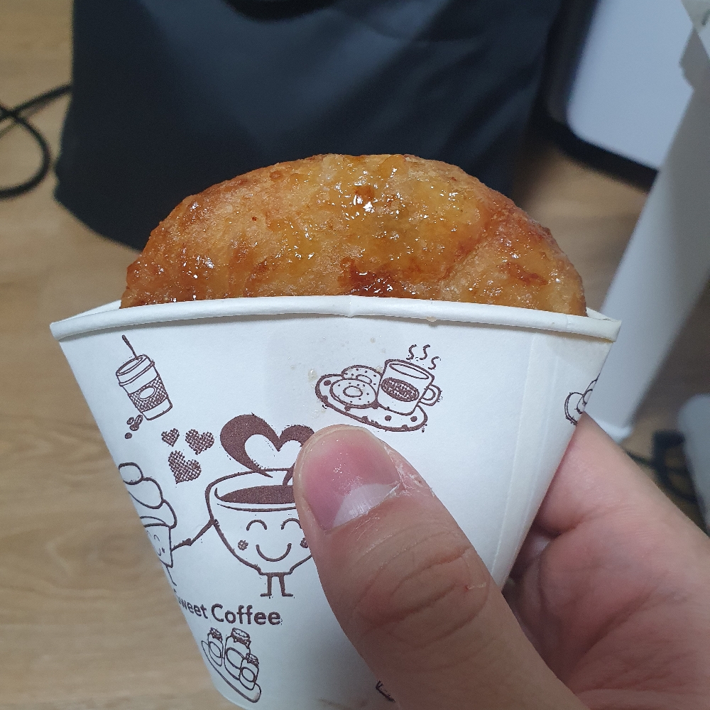 jin (@avi7w3) 님의 게시물 | KREAM