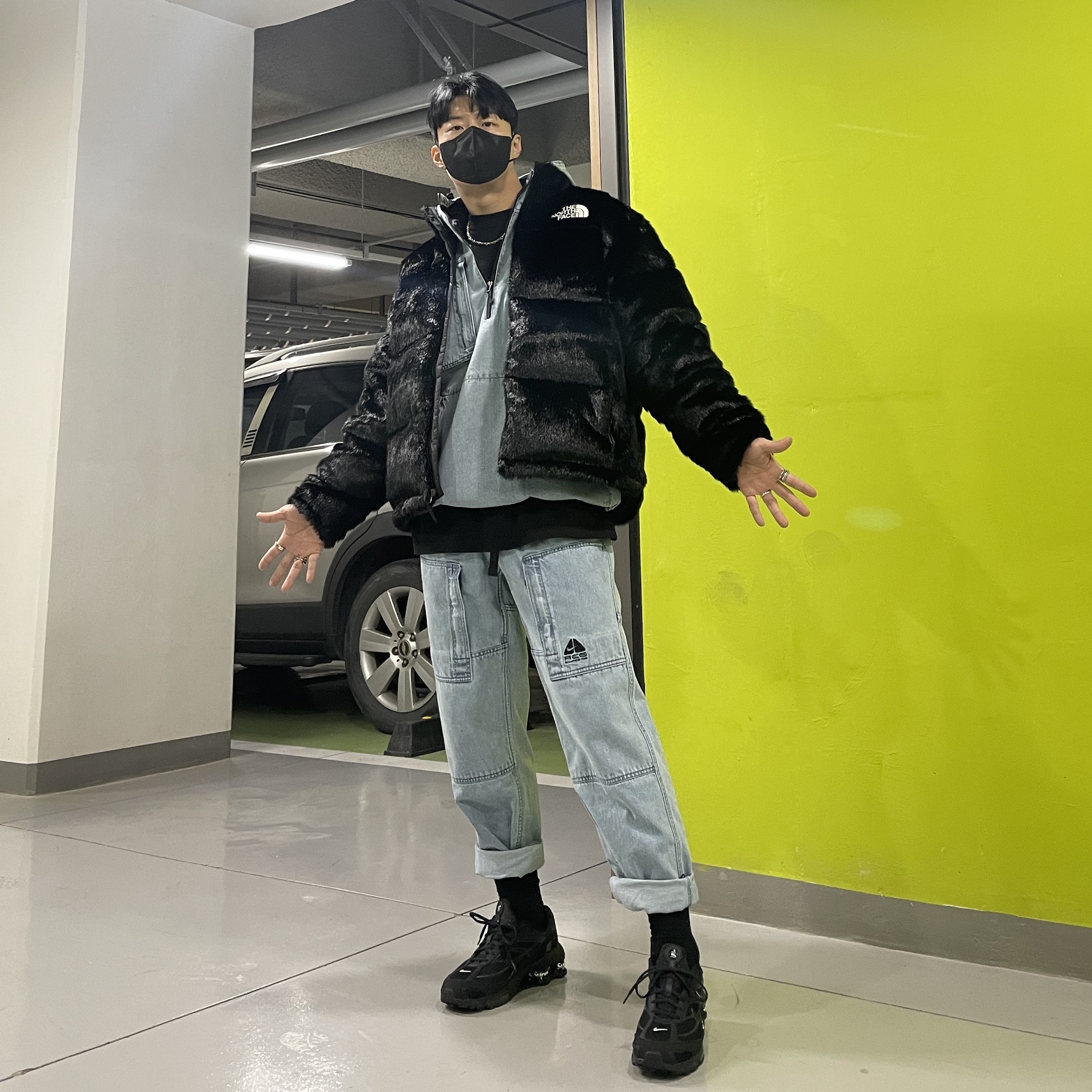 (@_jnkkk) 님의 게시물 | KREAM