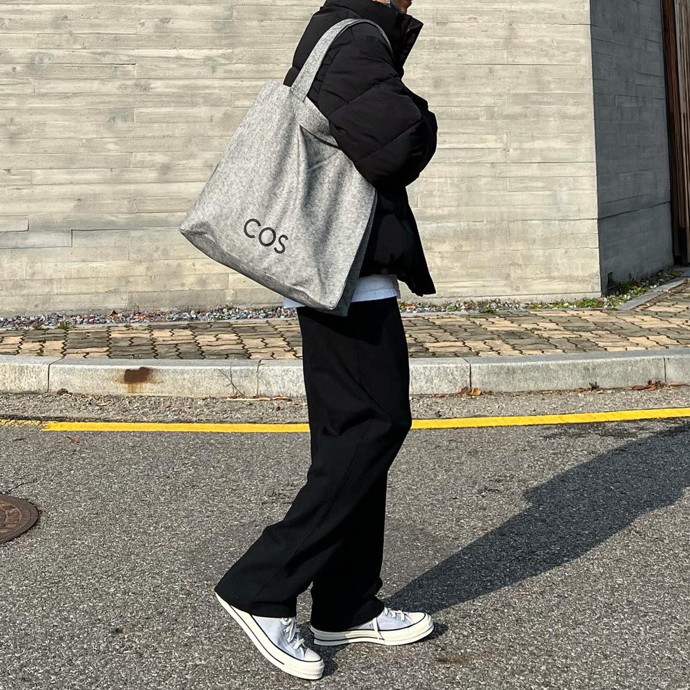 구현 (@paddang) 님의 게시물 | KREAM