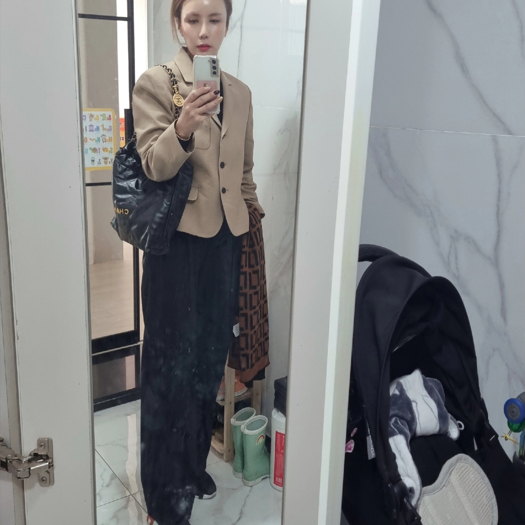 s.se_young (@s.se_young) 님의 게시물 | KREAM