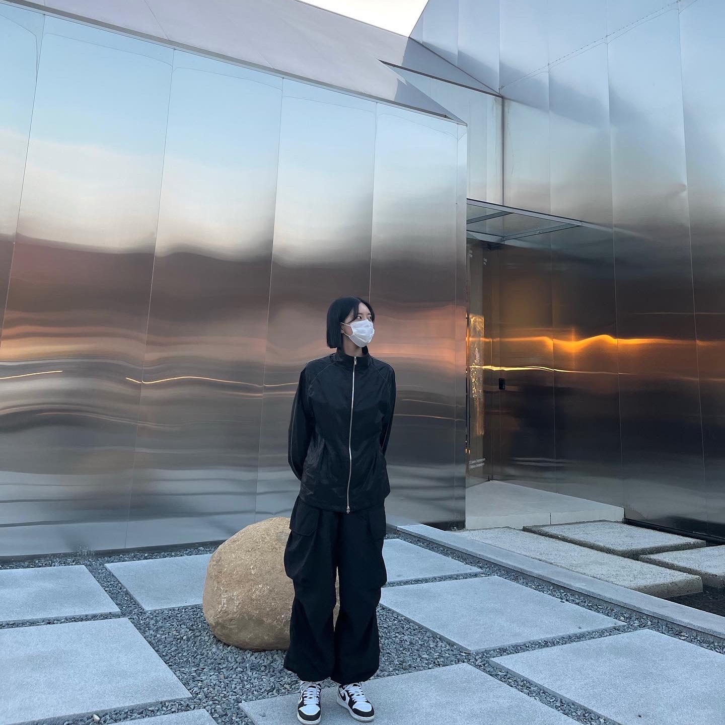 똥쟁 (@170.3kg) 님의 게시물 | KREAM