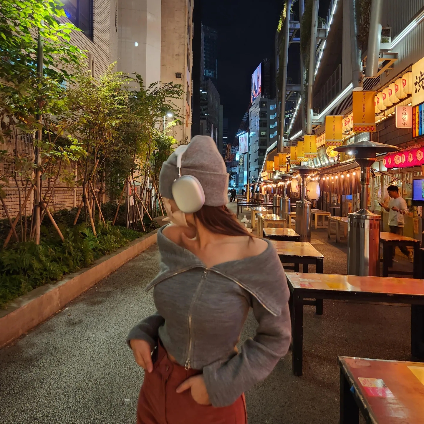 토라짐 (@overview) 님의 게시물 | KREAM