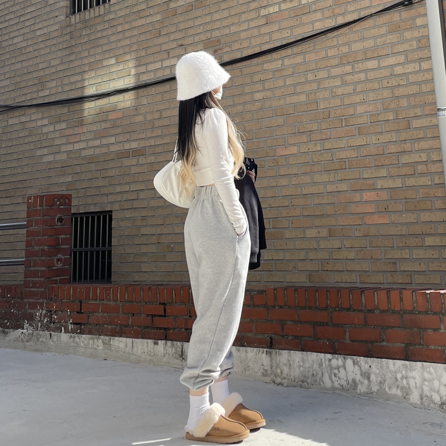 지은 (@__jieunn) 님의 게시물 | KREAM