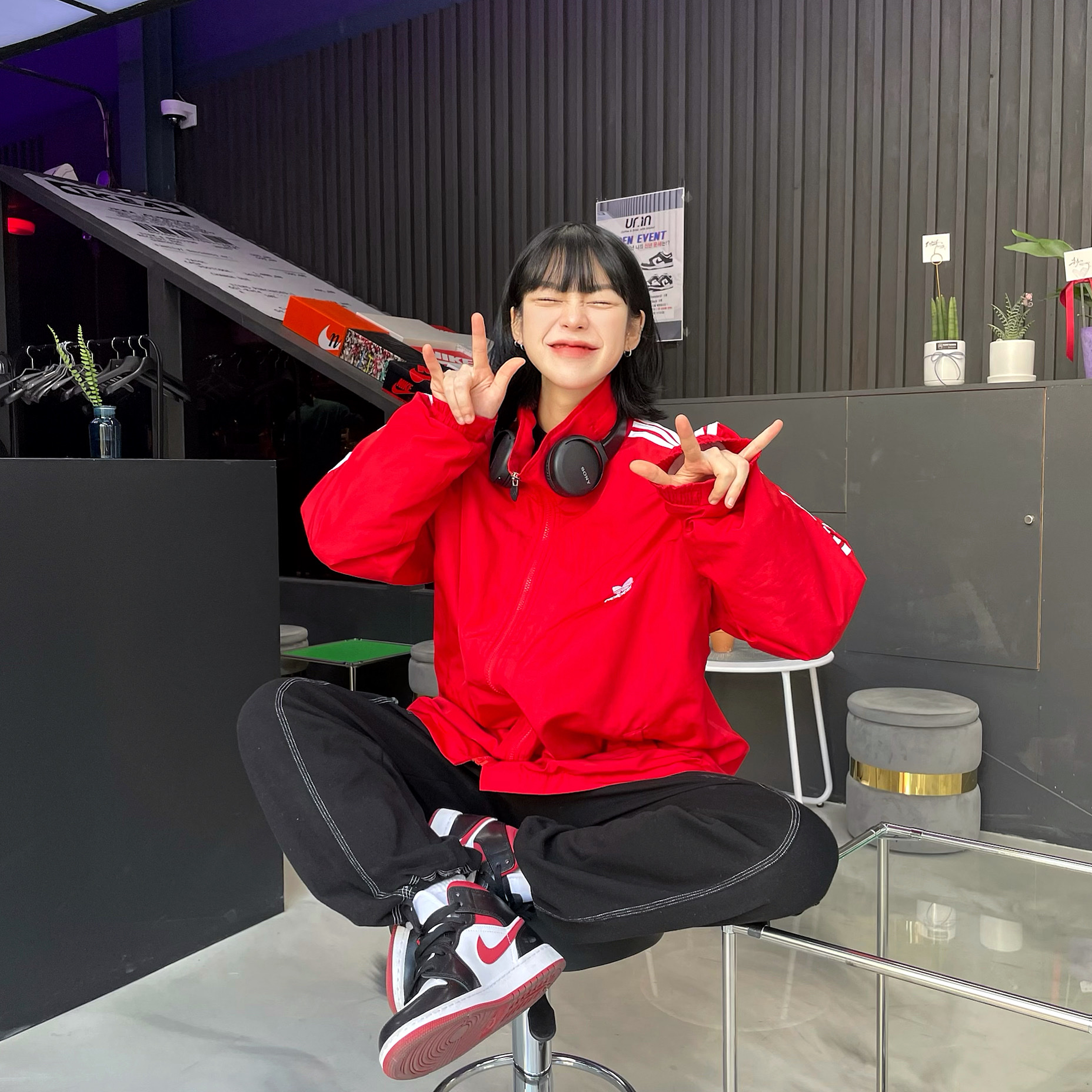 (@therecordof...) 님의 게시물 | KREAM