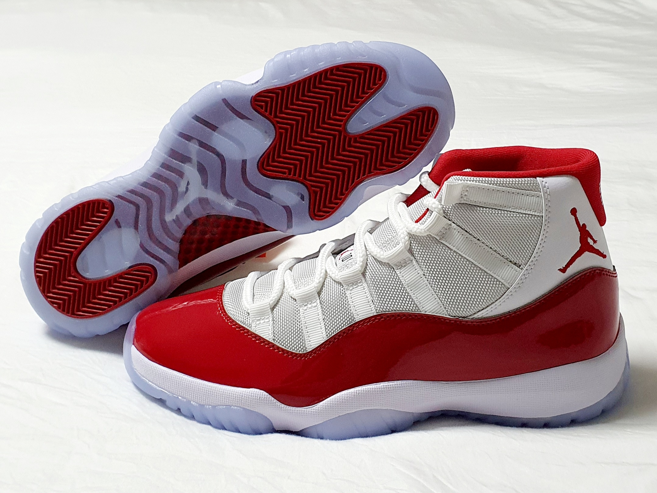 @sneaker_woong (@sneaker_woong) 님의 게시물 | KREAM