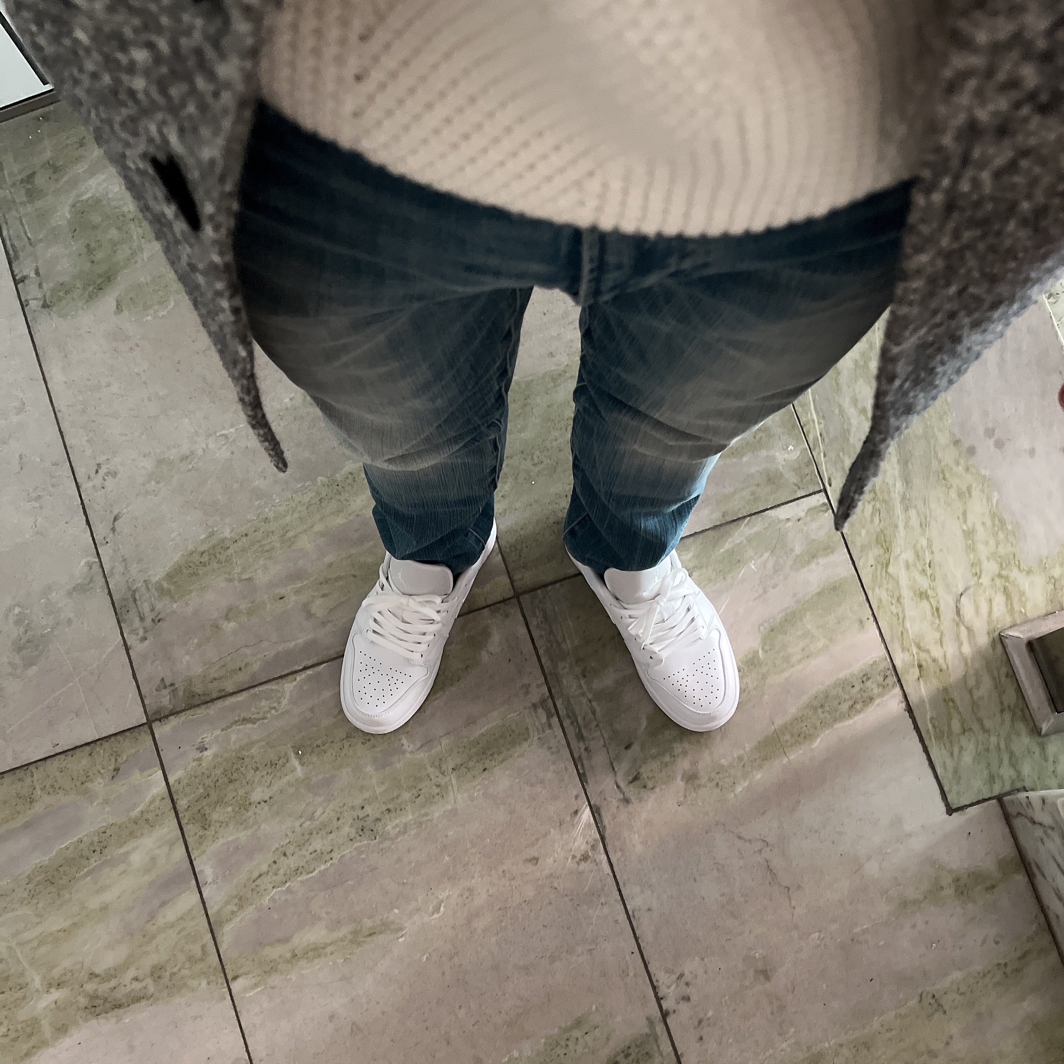 김영학 (@hak87) 님의 게시물 | KREAM