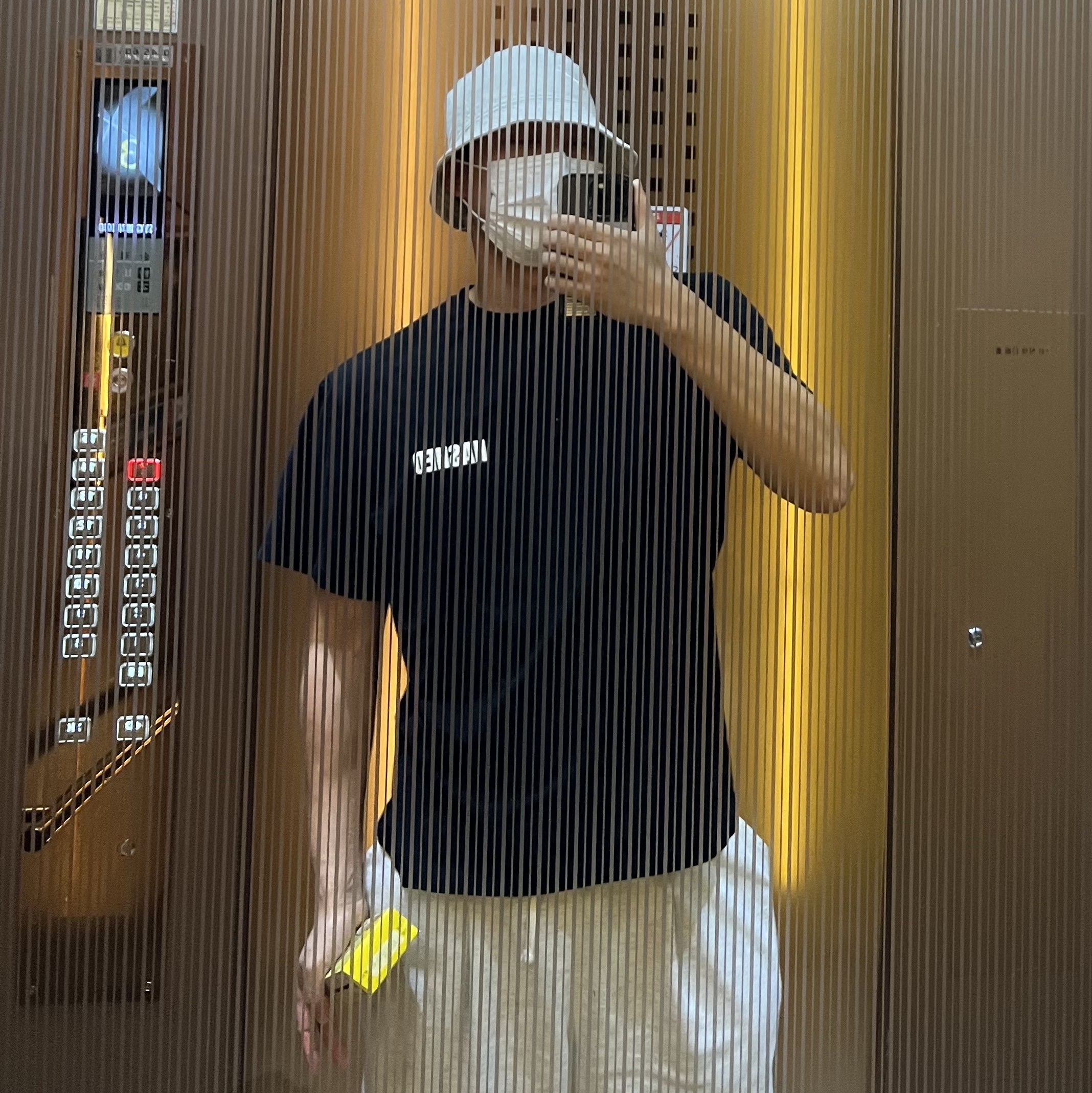 G-mong (@g.mong) 님의 게시물 | KREAM