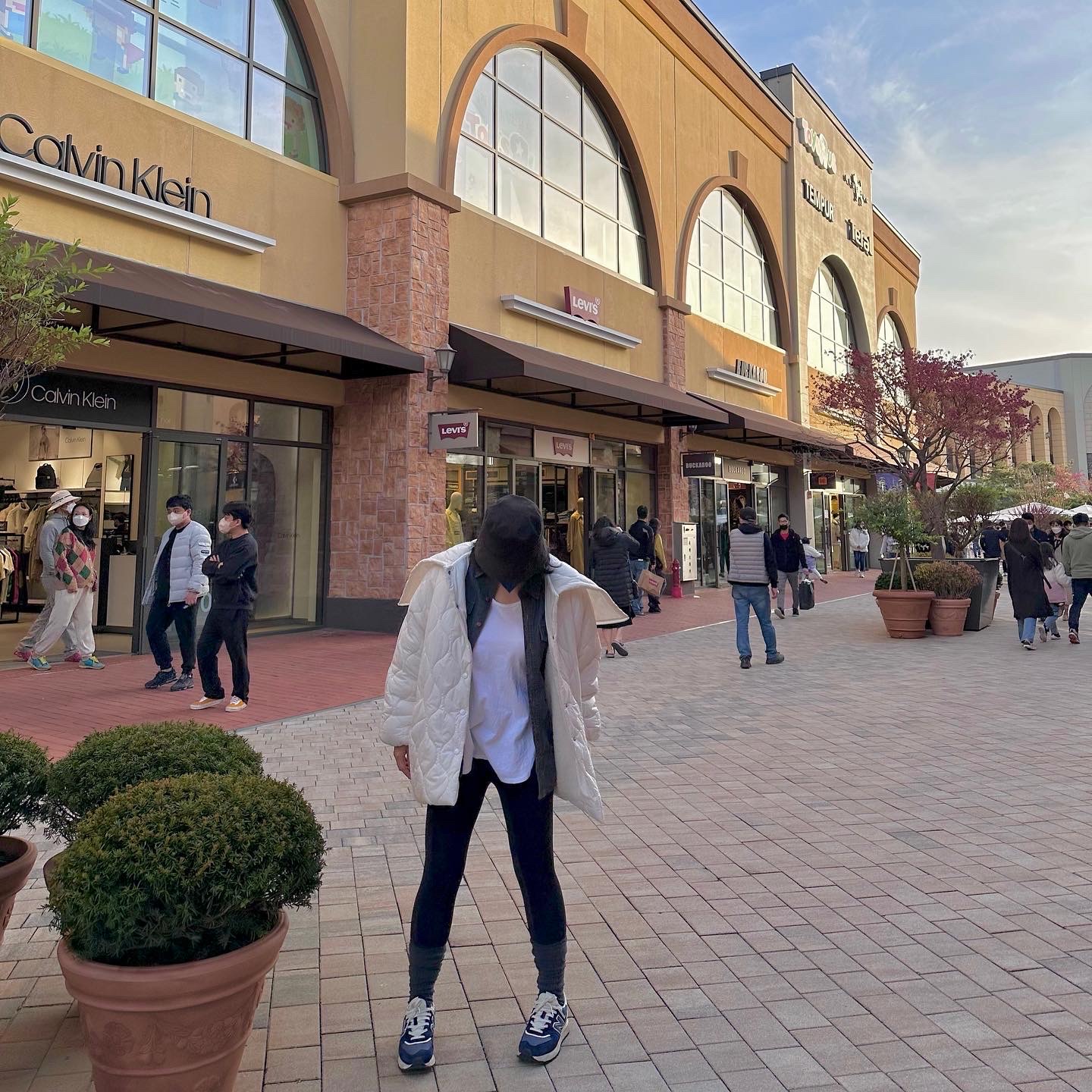 박소영 (@ssogood) 님의 게시물 | KREAM