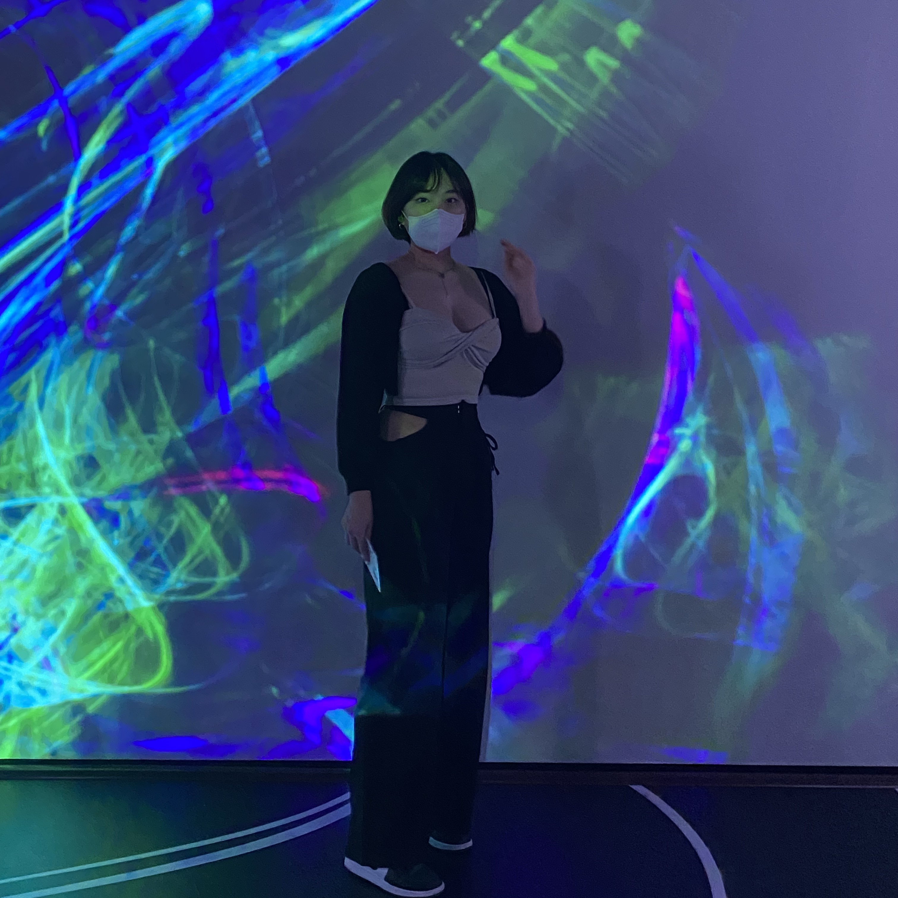 ㅁㅈ (@168.go.kr) 님의 게시물 | KREAM