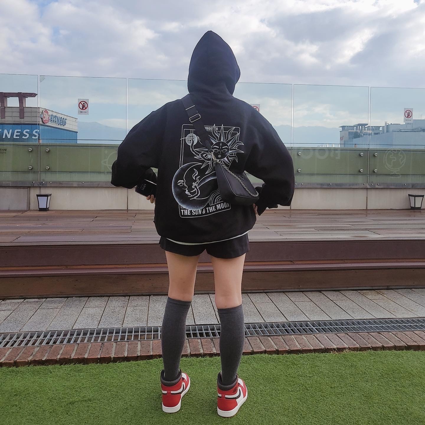 해니 (@haeni0109) 님의 게시물 | KREAM