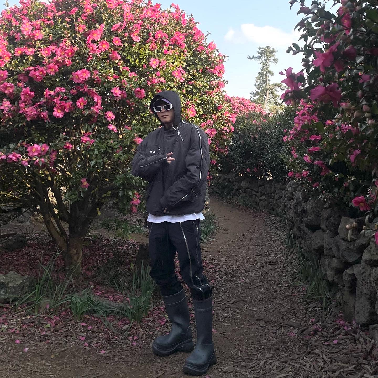 not2faces (@not2faces) 님의 게시물 | KREAM