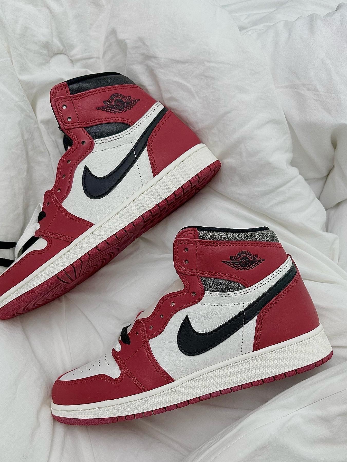 MINJI (@parxchute) 님의 게시물 | KREAM