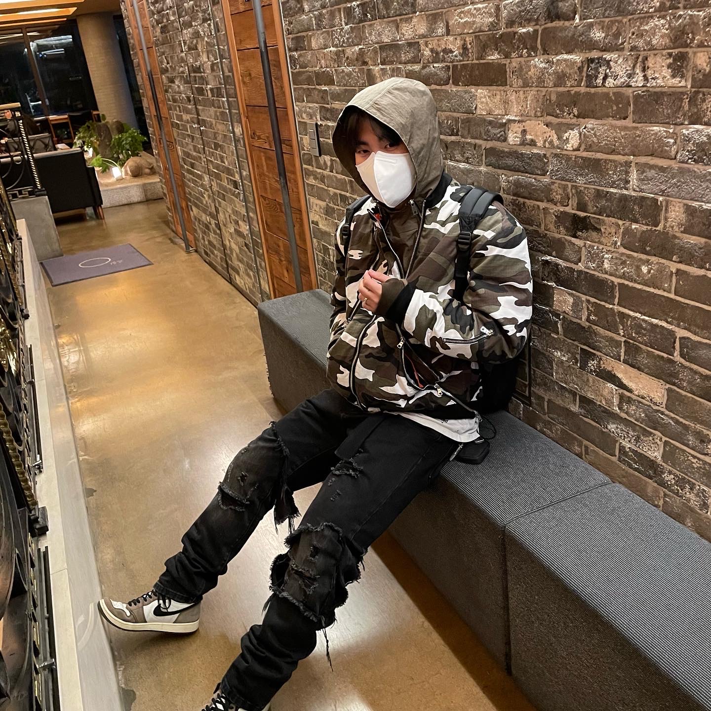 not2faces (@not2faces) 님의 게시물 | KREAM