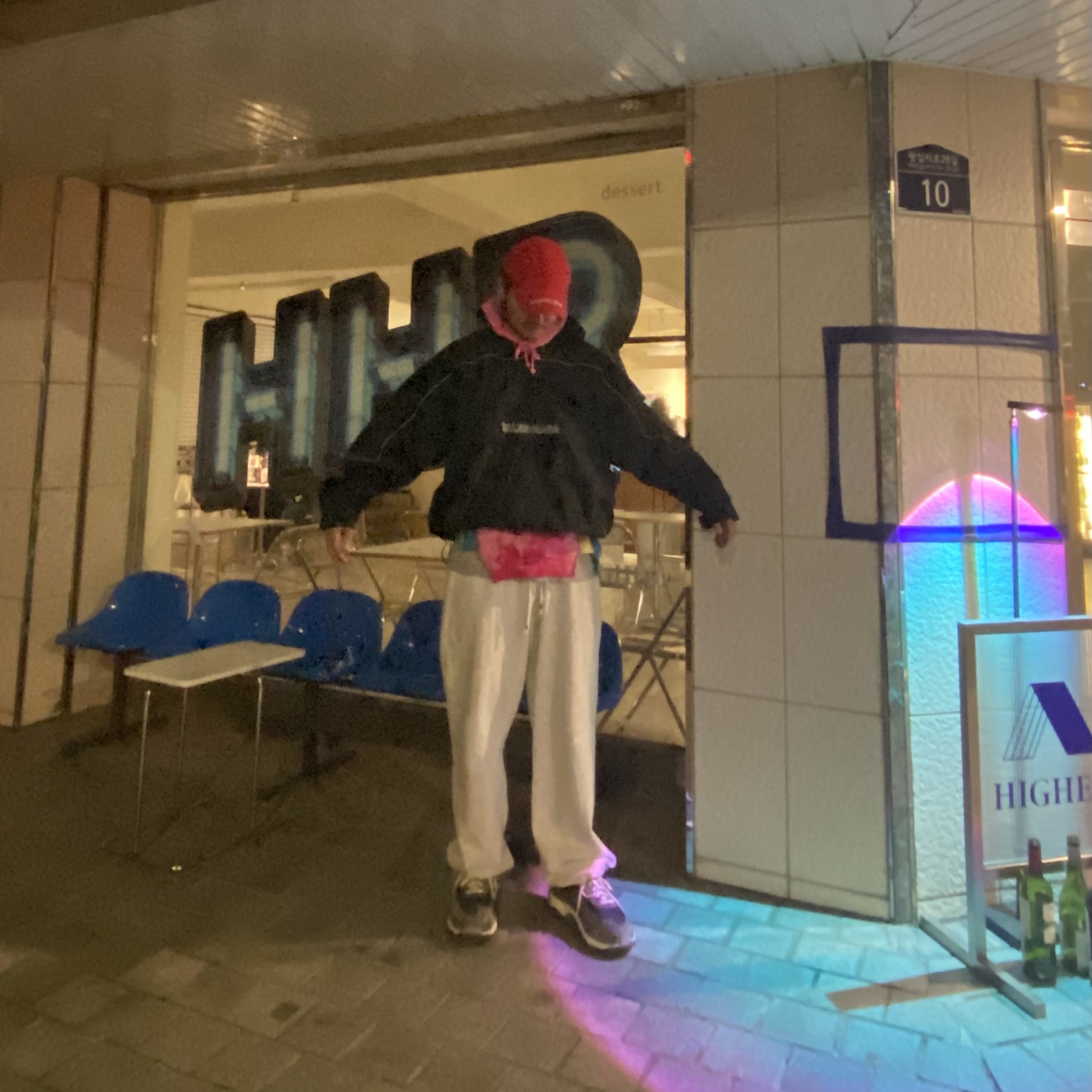 spector (@spector) 님의 게시물 | KREAM