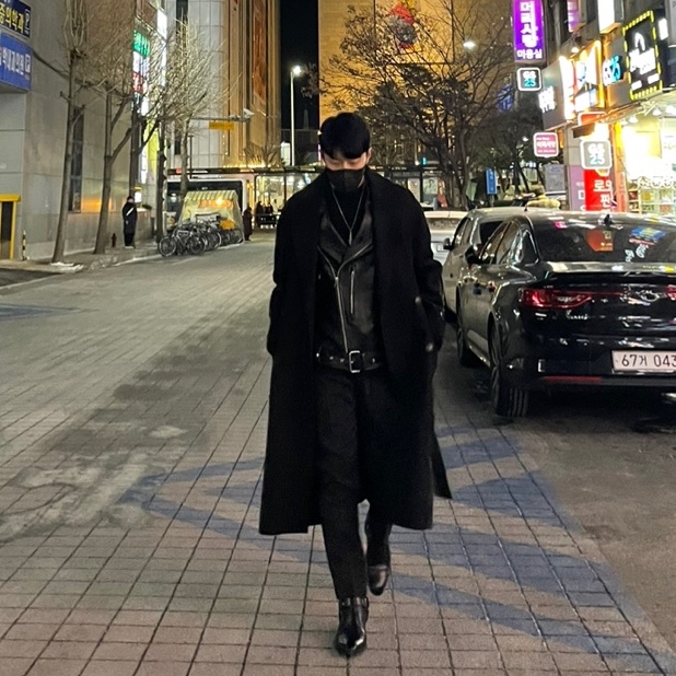 (@_jnkkk) 님의 게시물 | KREAM