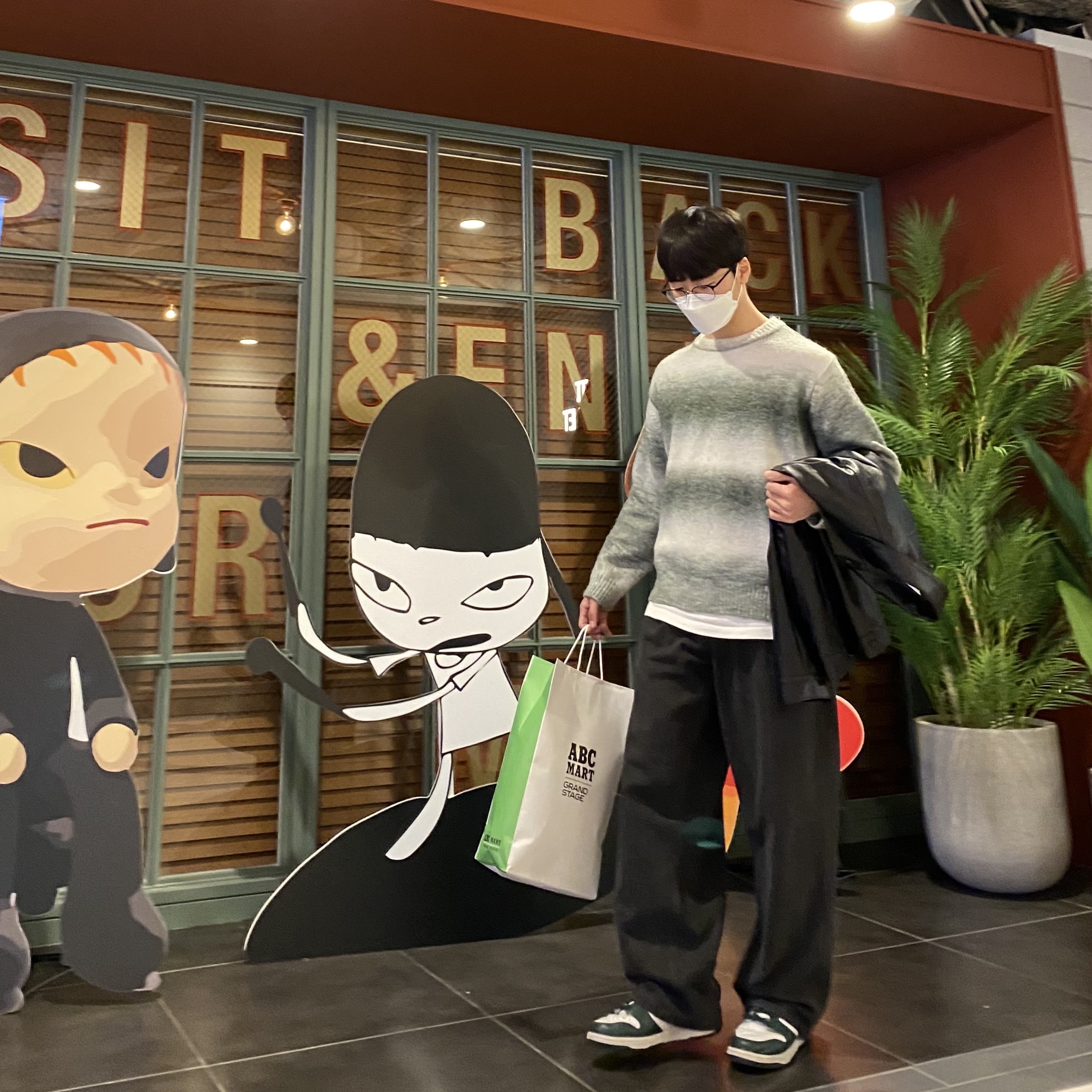 신친놈👟 ️‍🔥 (@ones._.k) 님의 게시물 | KREAM