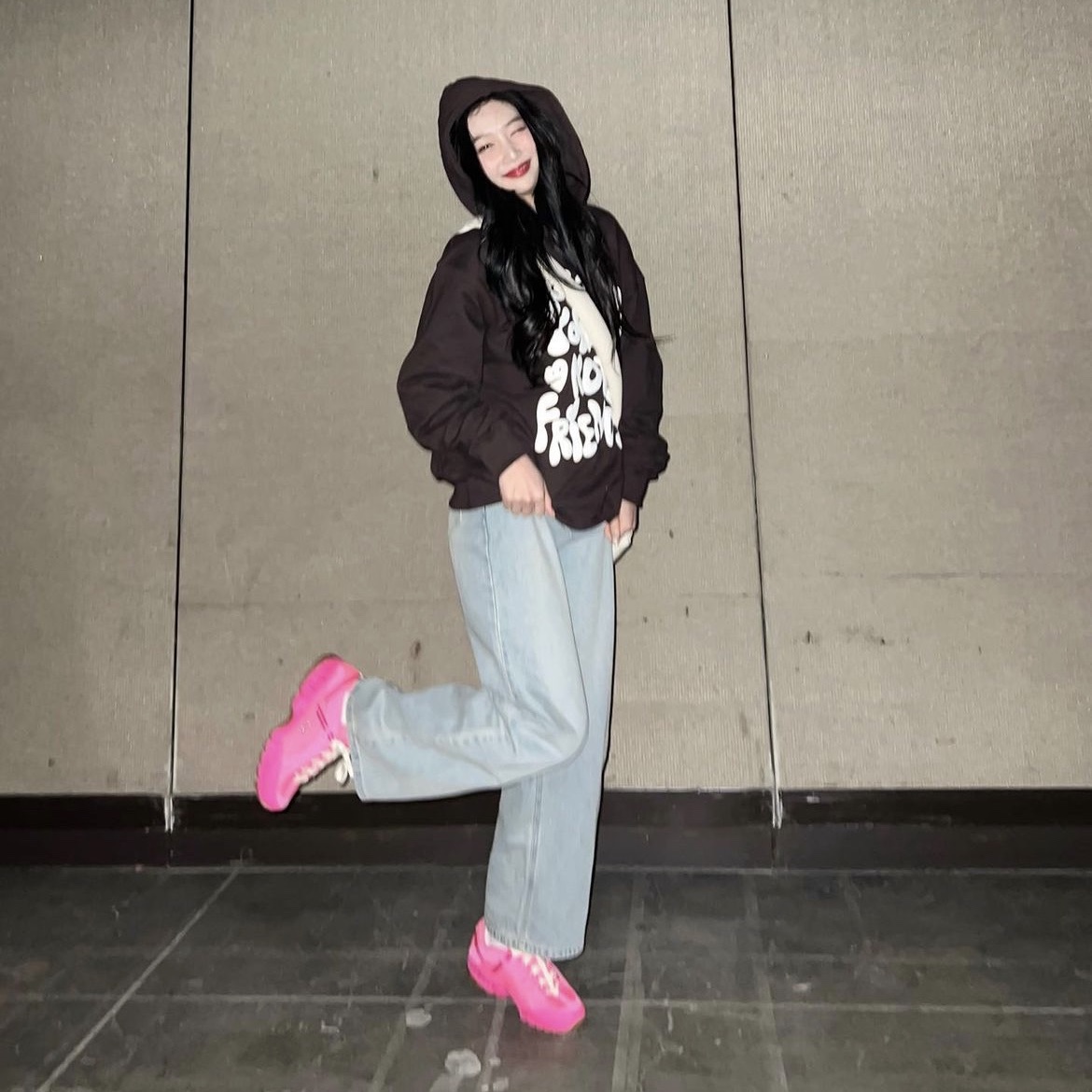 (@danielwcho) 님의 게시물 | KREAM