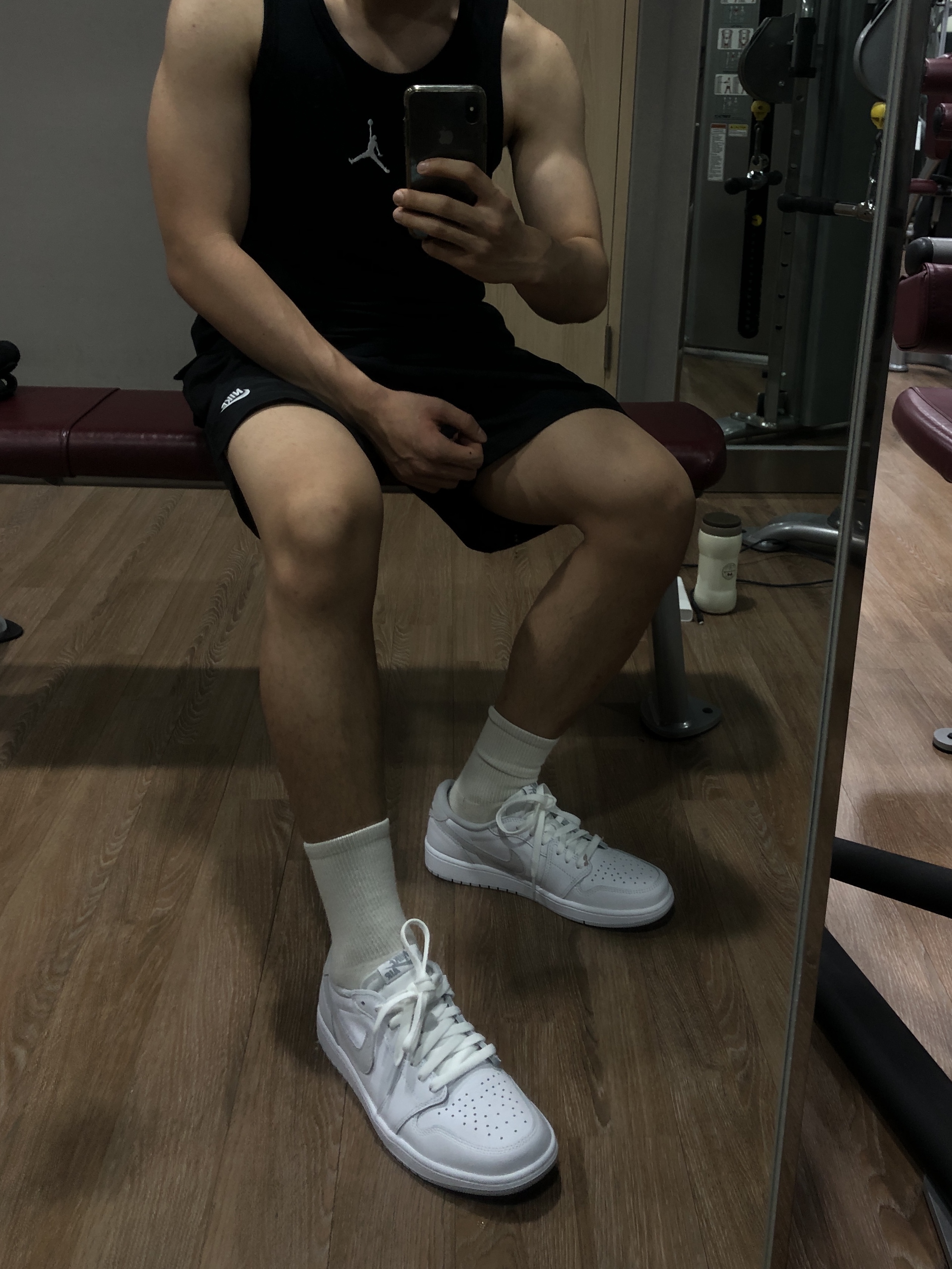 솔 (@sol_du) 님의 게시물 | KREAM