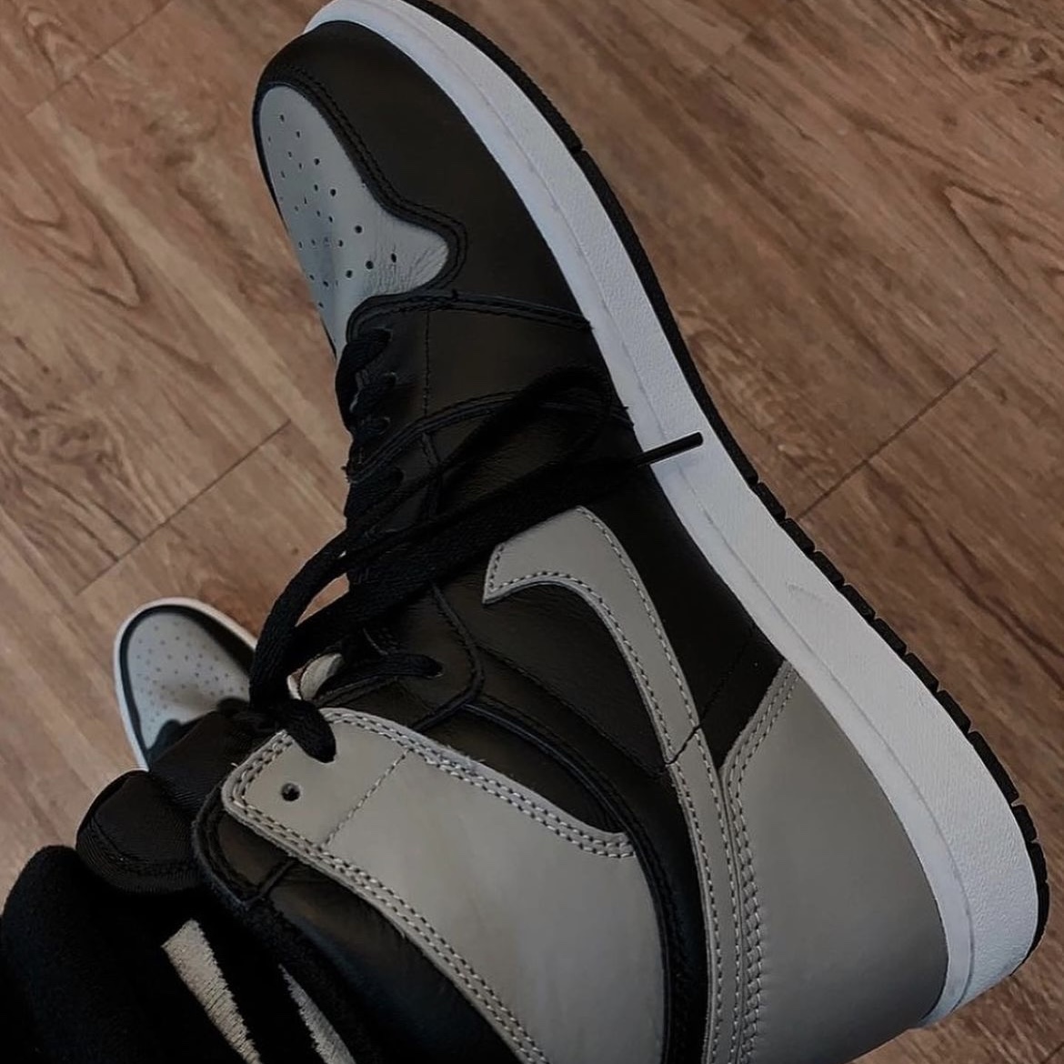 instagram : ... (@ye.eee) 님의 게시물 | KREAM