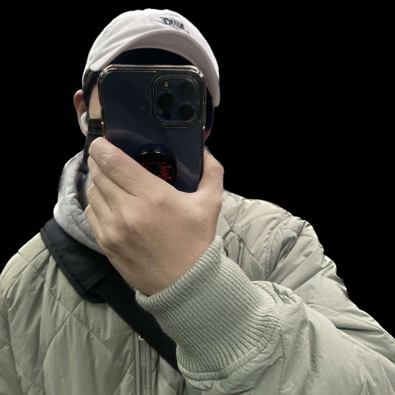 @hjkkk) 님의 게시물 | KREAM