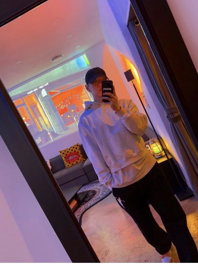 쇼핑 계획 짜는 사람 (@eyeshoppin) 님의 게시물 | KREAM