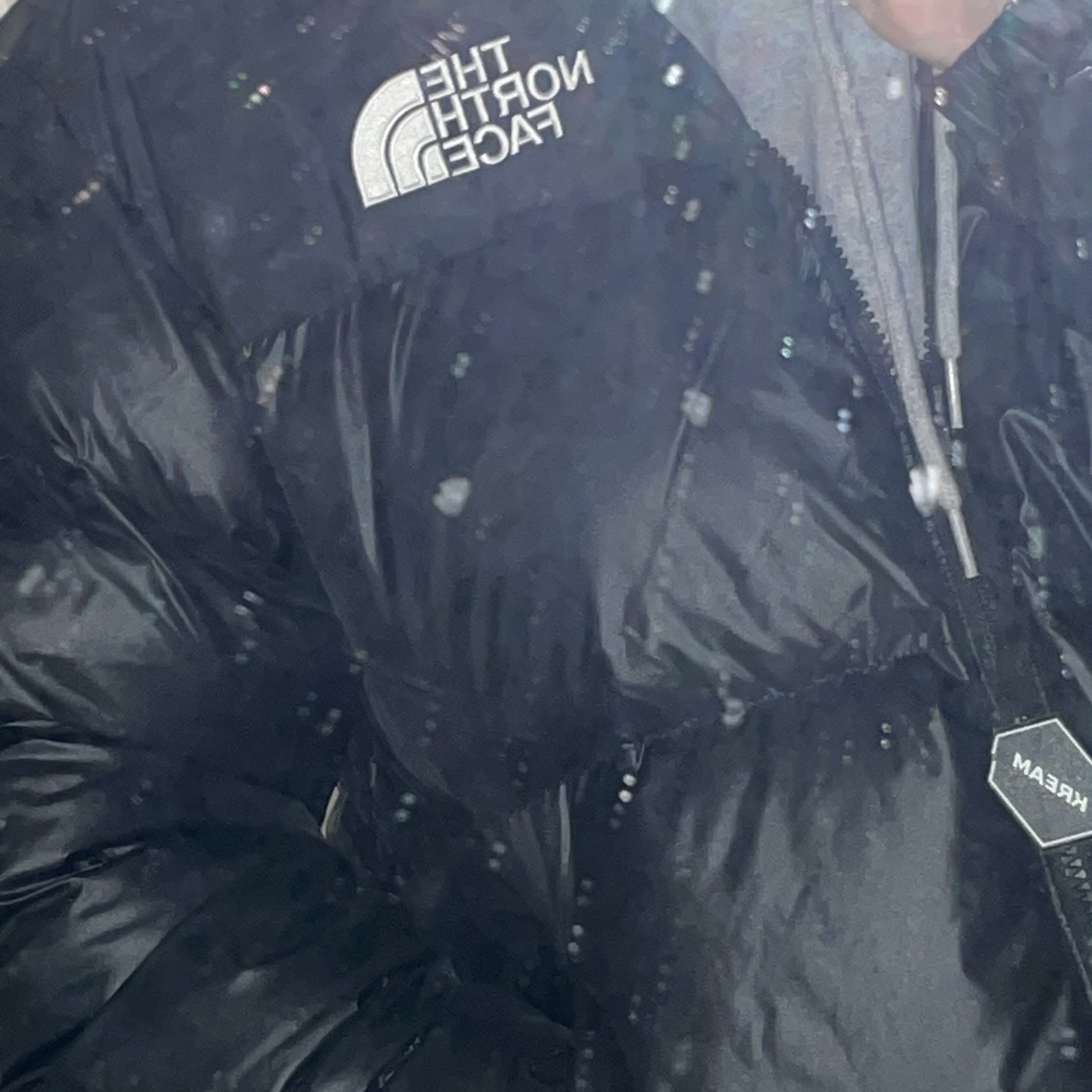 jiho3153 (@zi__ho.ho) 님의 게시물 | KREAM