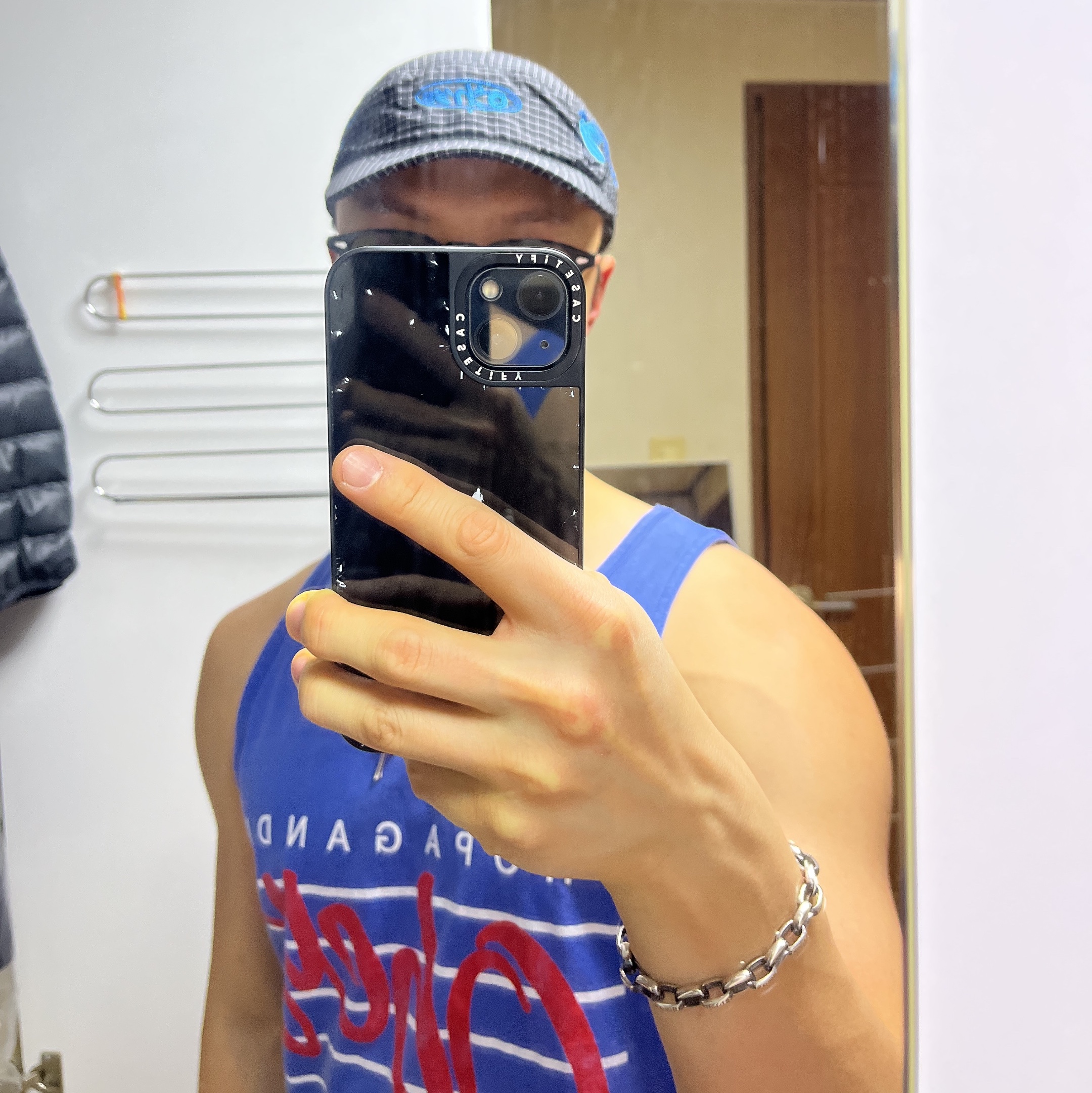 김영학 (@hak87) 님의 게시물 | KREAM