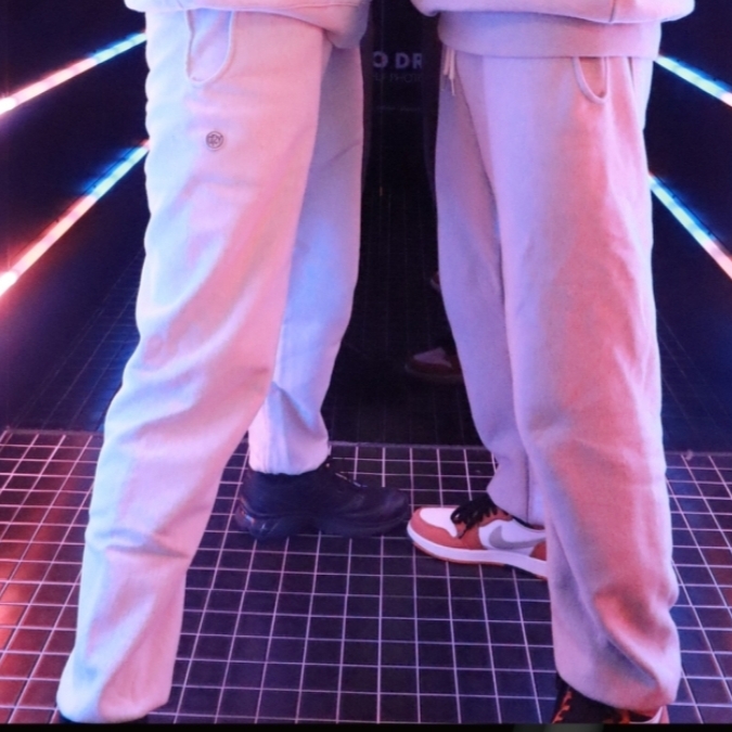 (@woo_ing) 님의 게시물 | KREAM