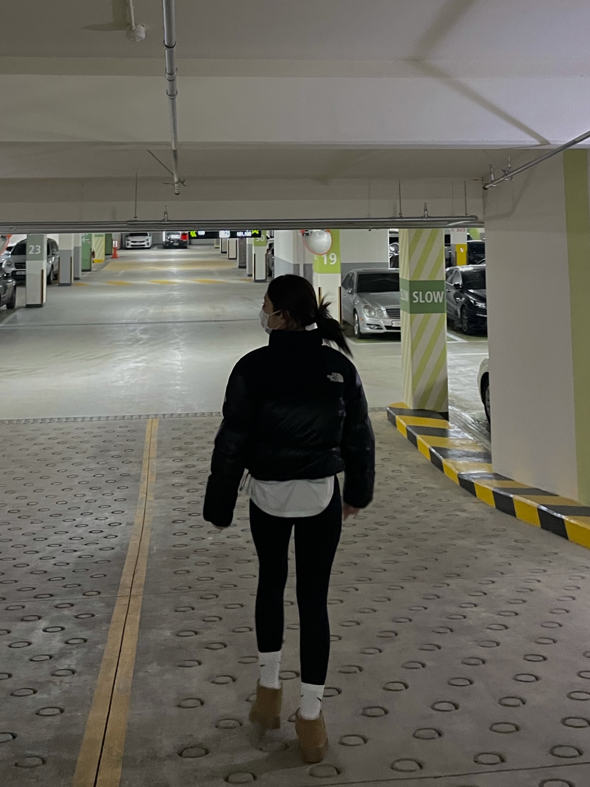 MIN JEONG (@ee.eoe) 님의 게시물 | KREAM