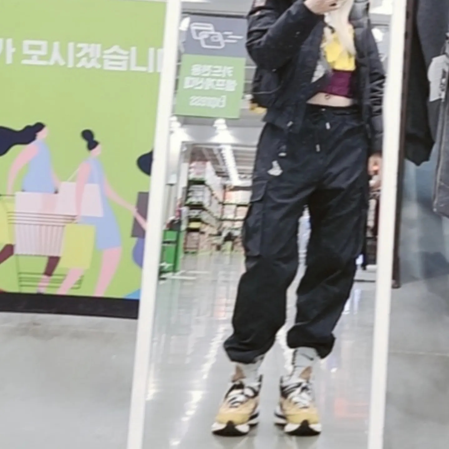 RING.ZI (@ringzi) 님의 게시물 | KREAM