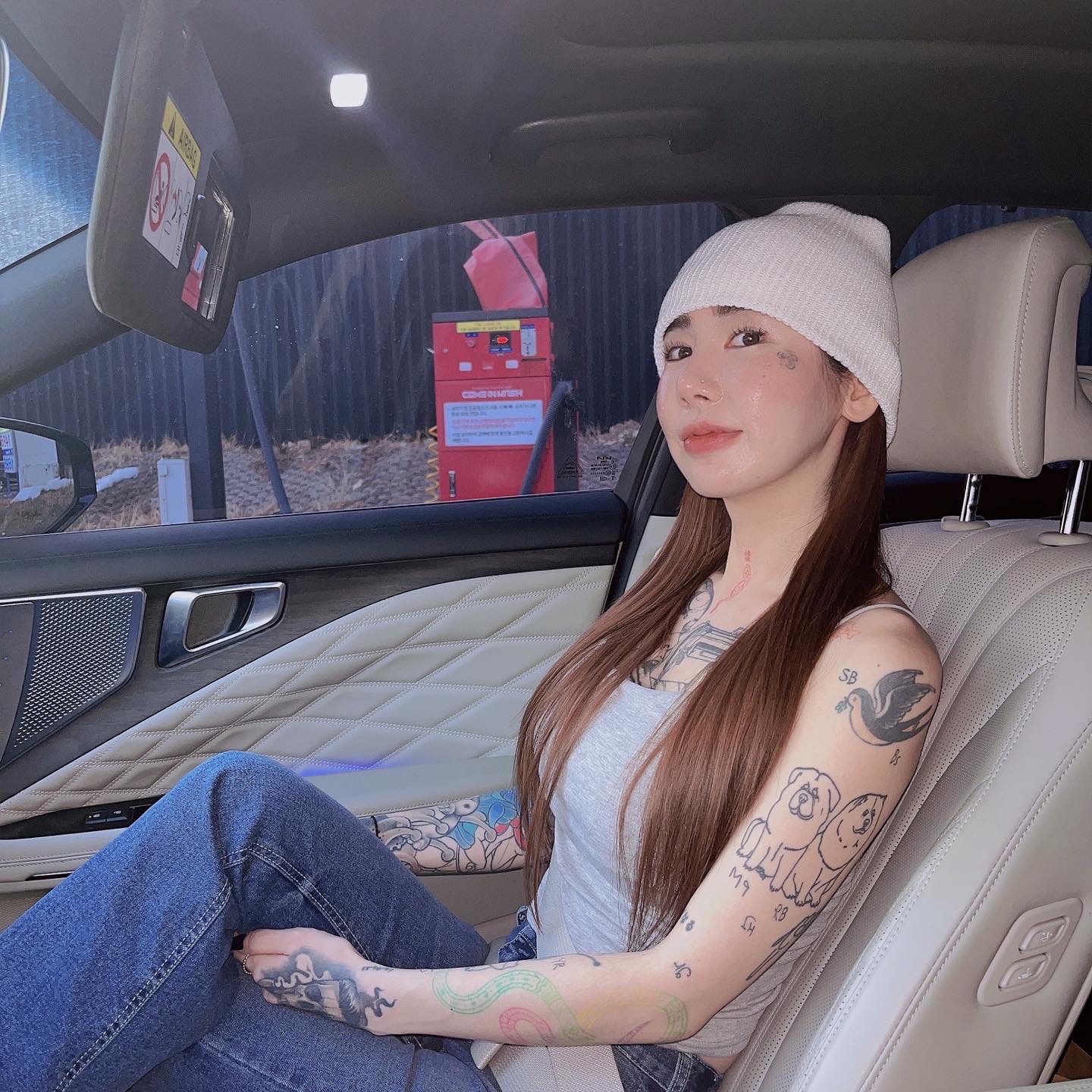 n0.hj_ (@n0.hj_) 님의 게시물 | KREAM