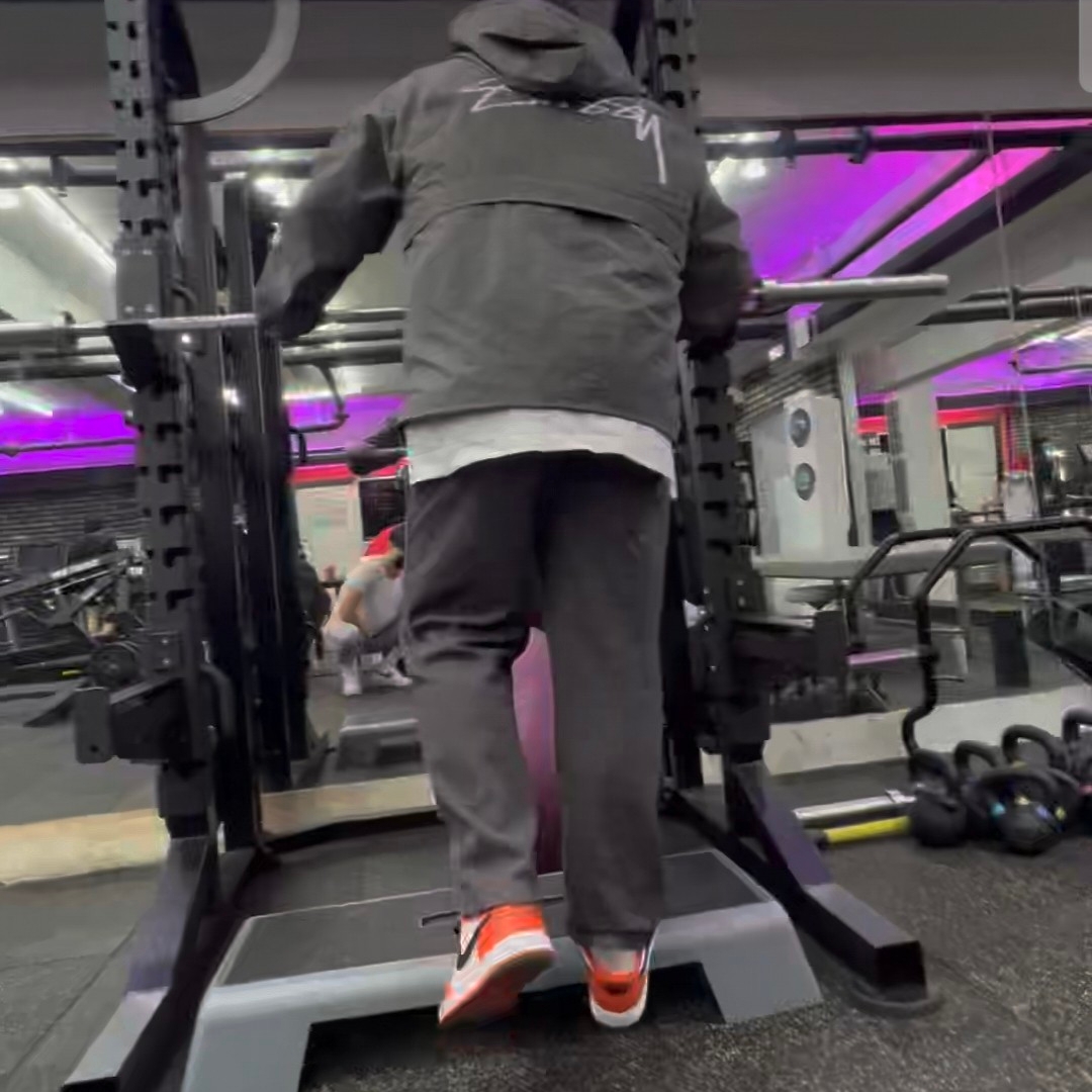 insta : kdh_... (@kdh_9610) 님의 게시물 | KREAM