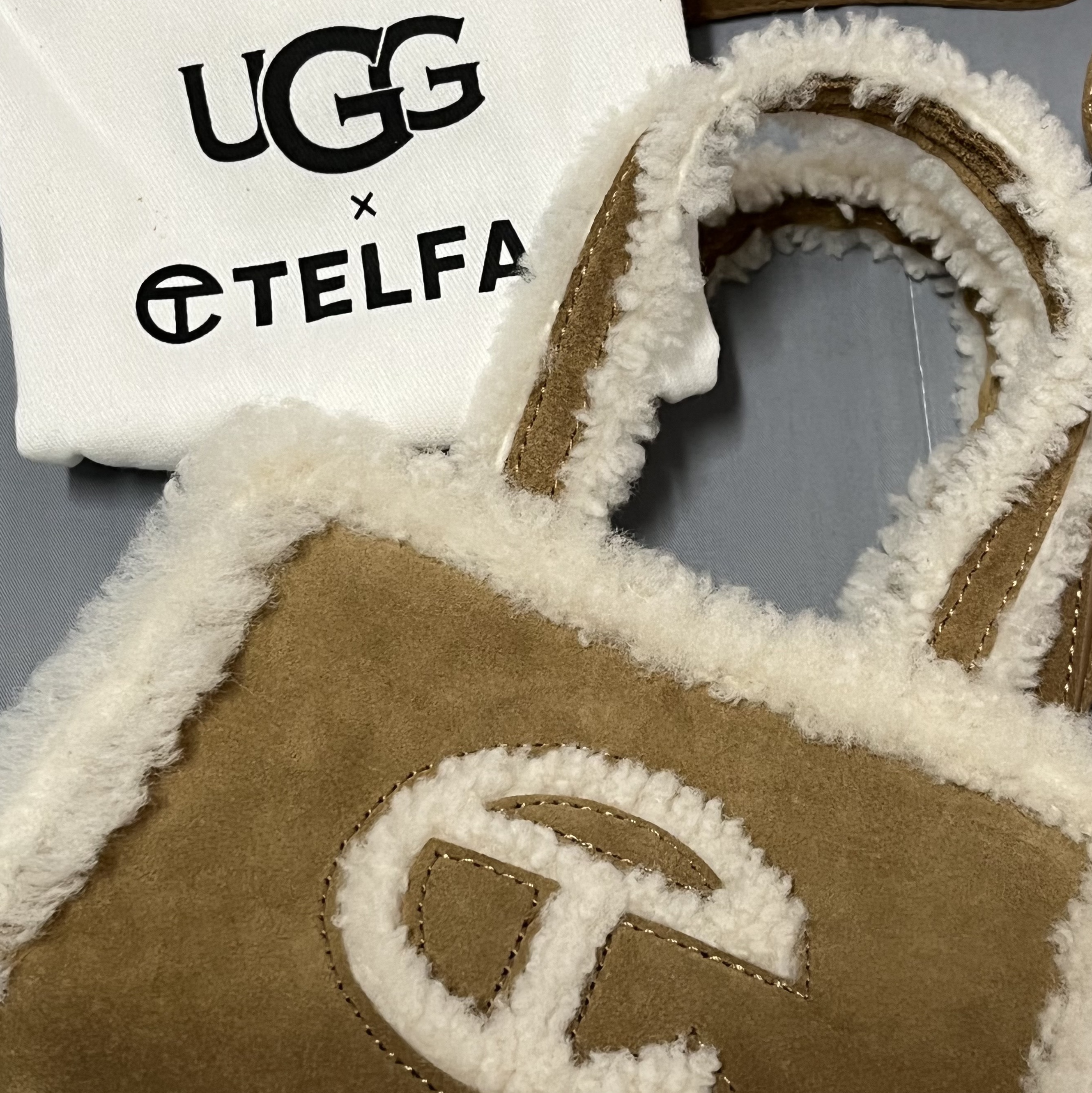 몌리미야 (@r._.im00) 님의 게시물 | KREAM