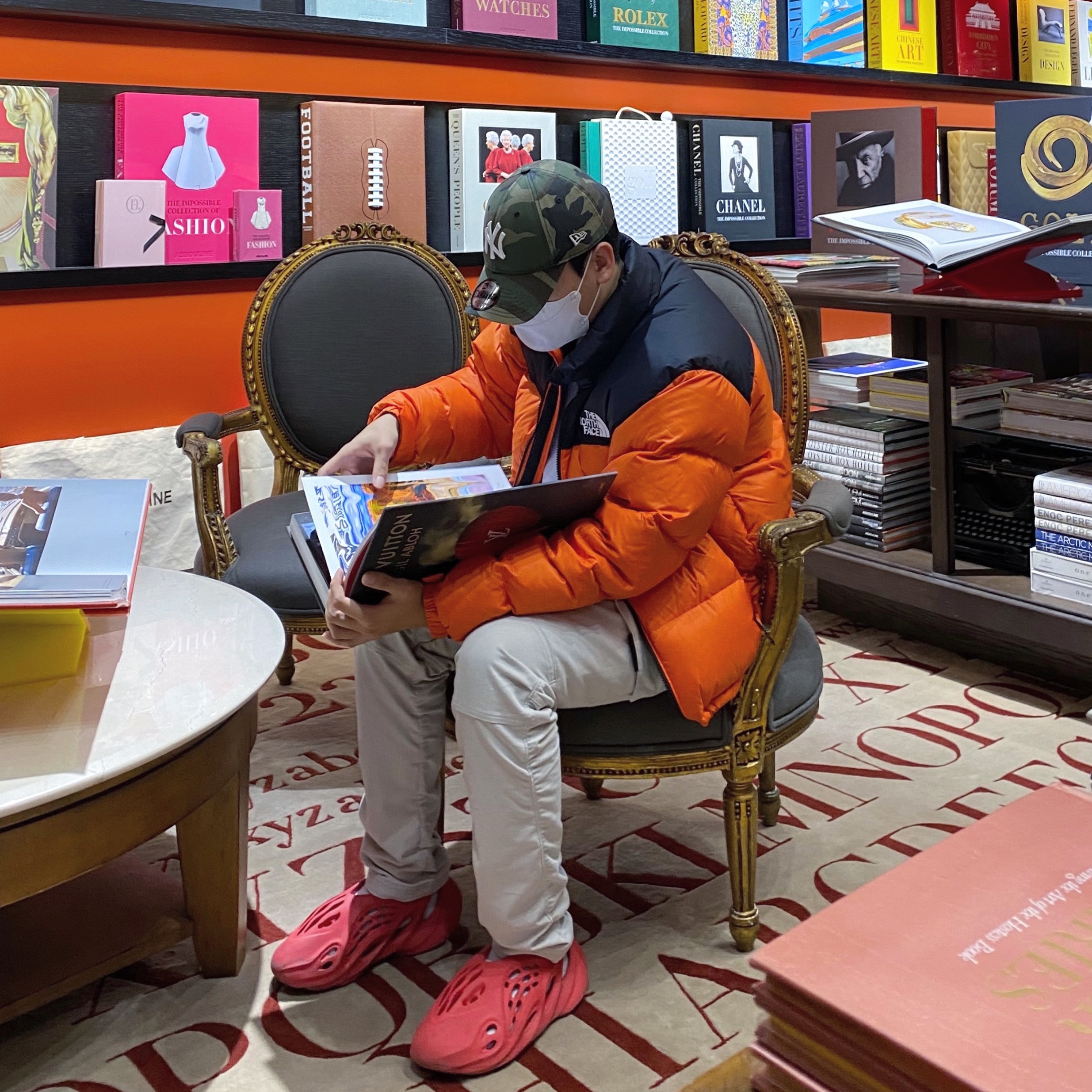 박건 (@_shotgeon_) 님의 게시물 | KREAM