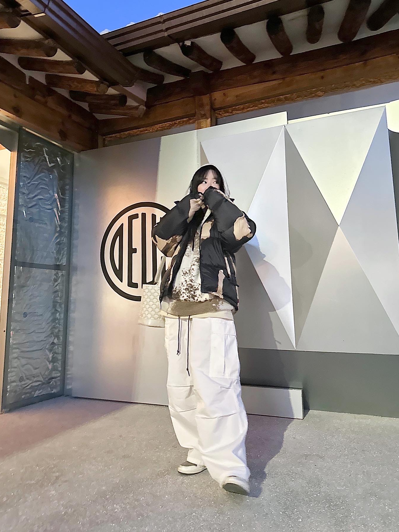 MINJI (@parxchute) 님의 게시물 | KREAM