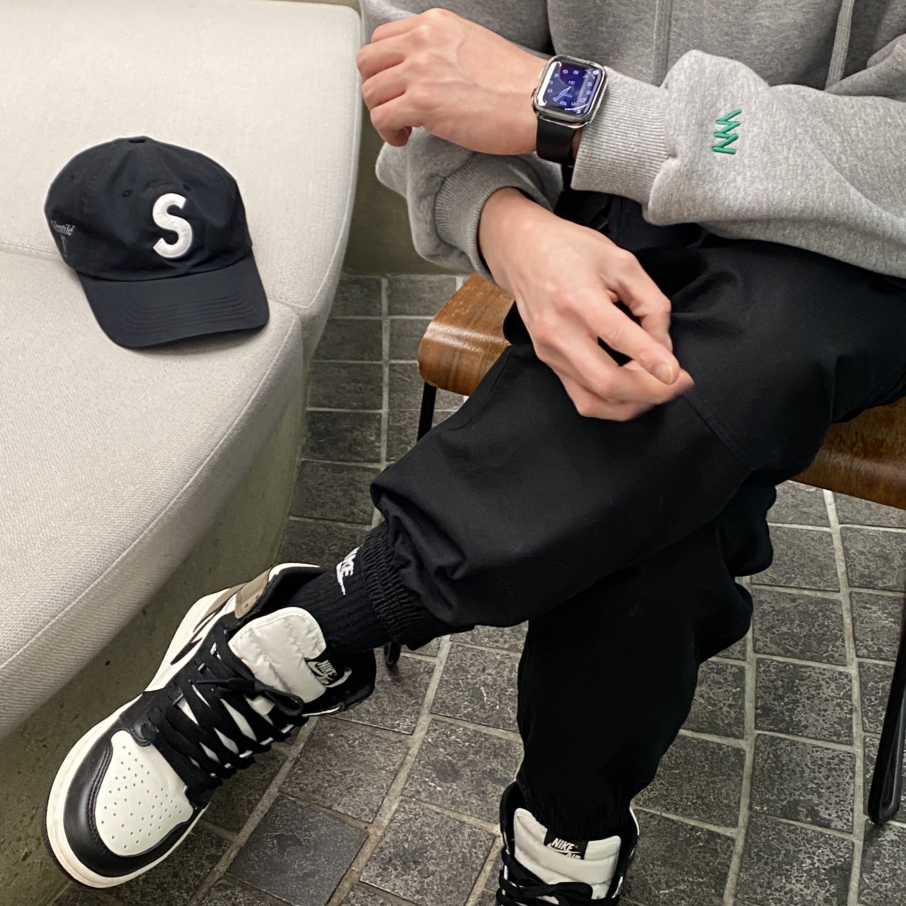 📷 @uunii.___ (@uunii.___) 님의 게시물 | KREAM