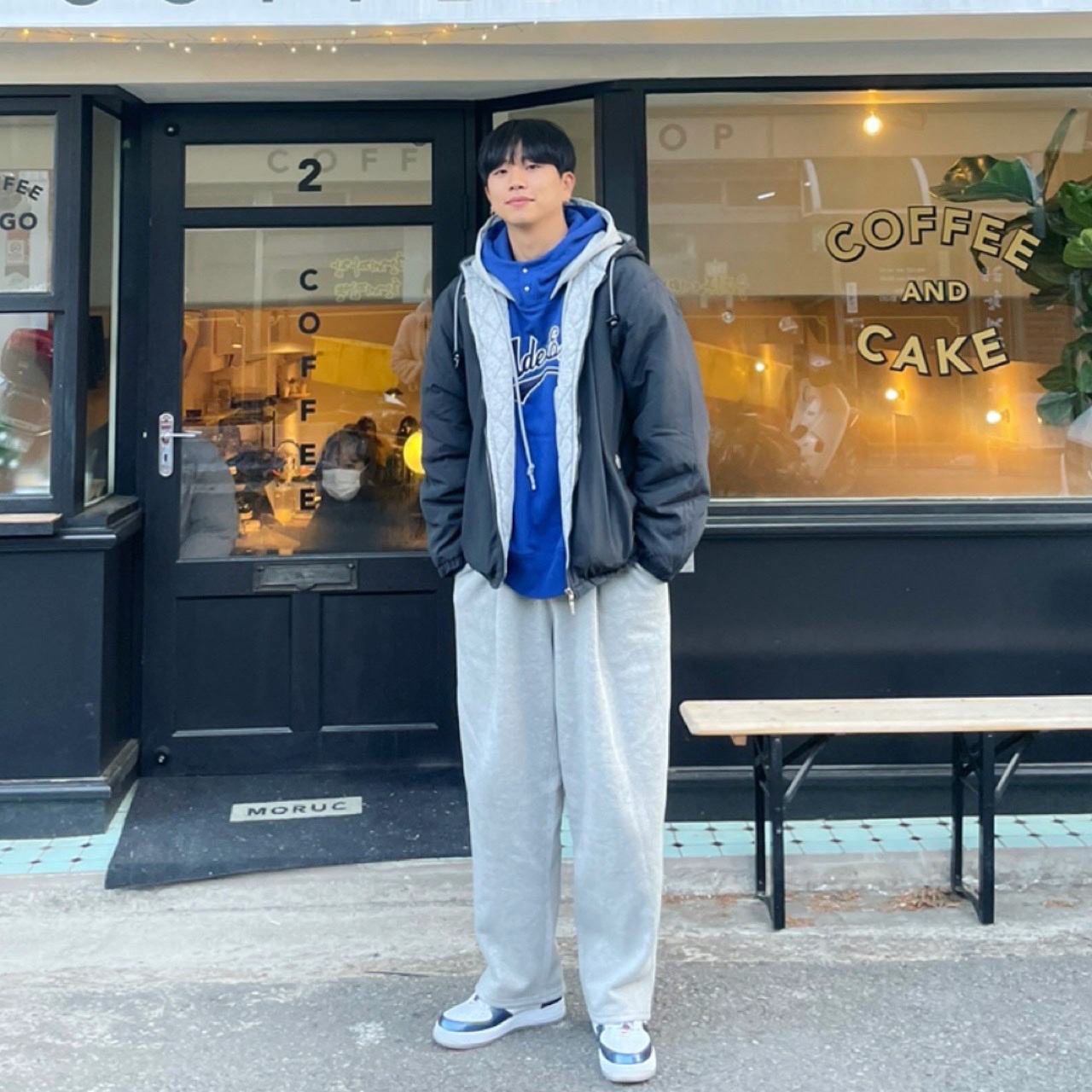 luyhjk1325 (@dg_ehrb) 님의 게시물 | KREAM