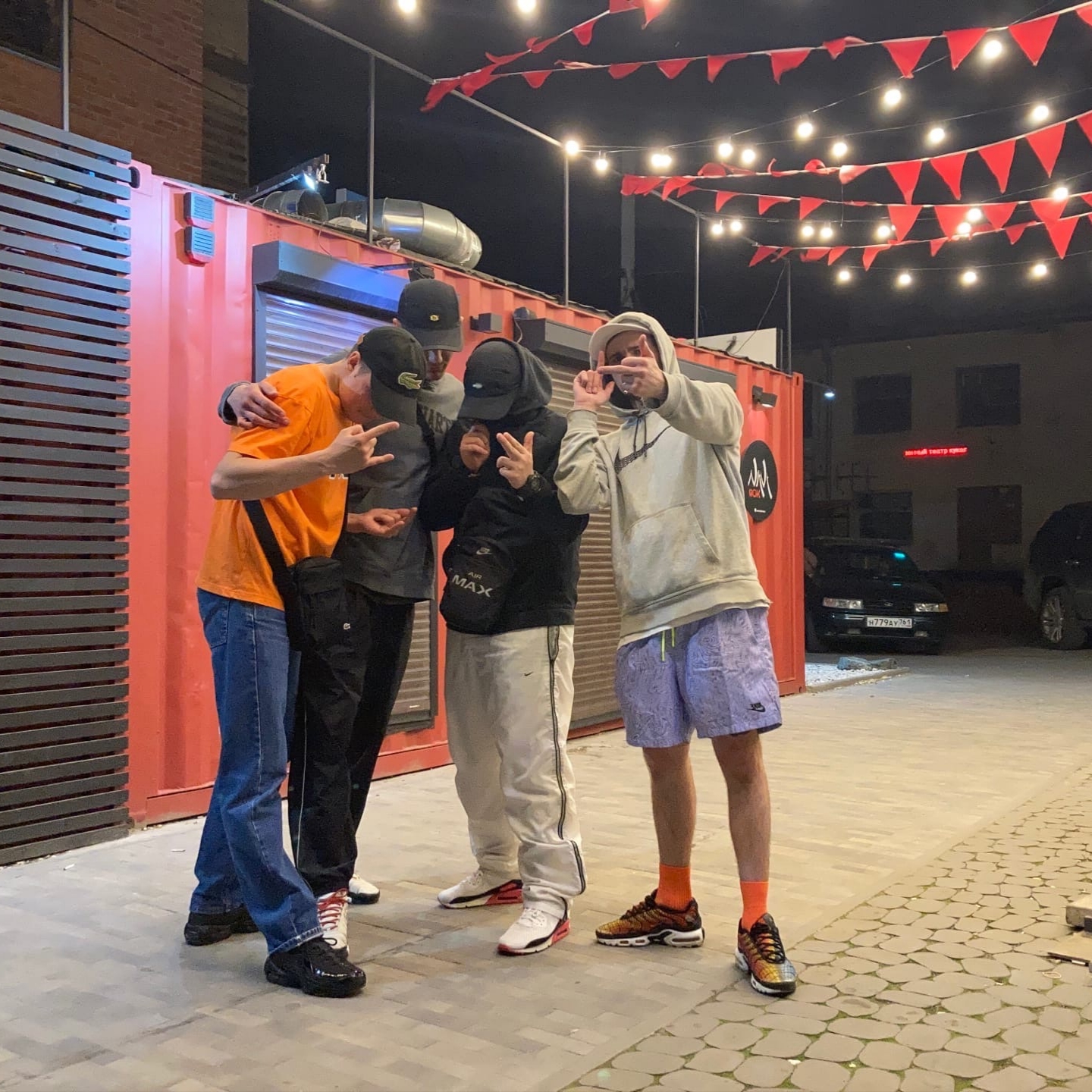 (@krivoe_photo) 님의 게시물 | KREAM