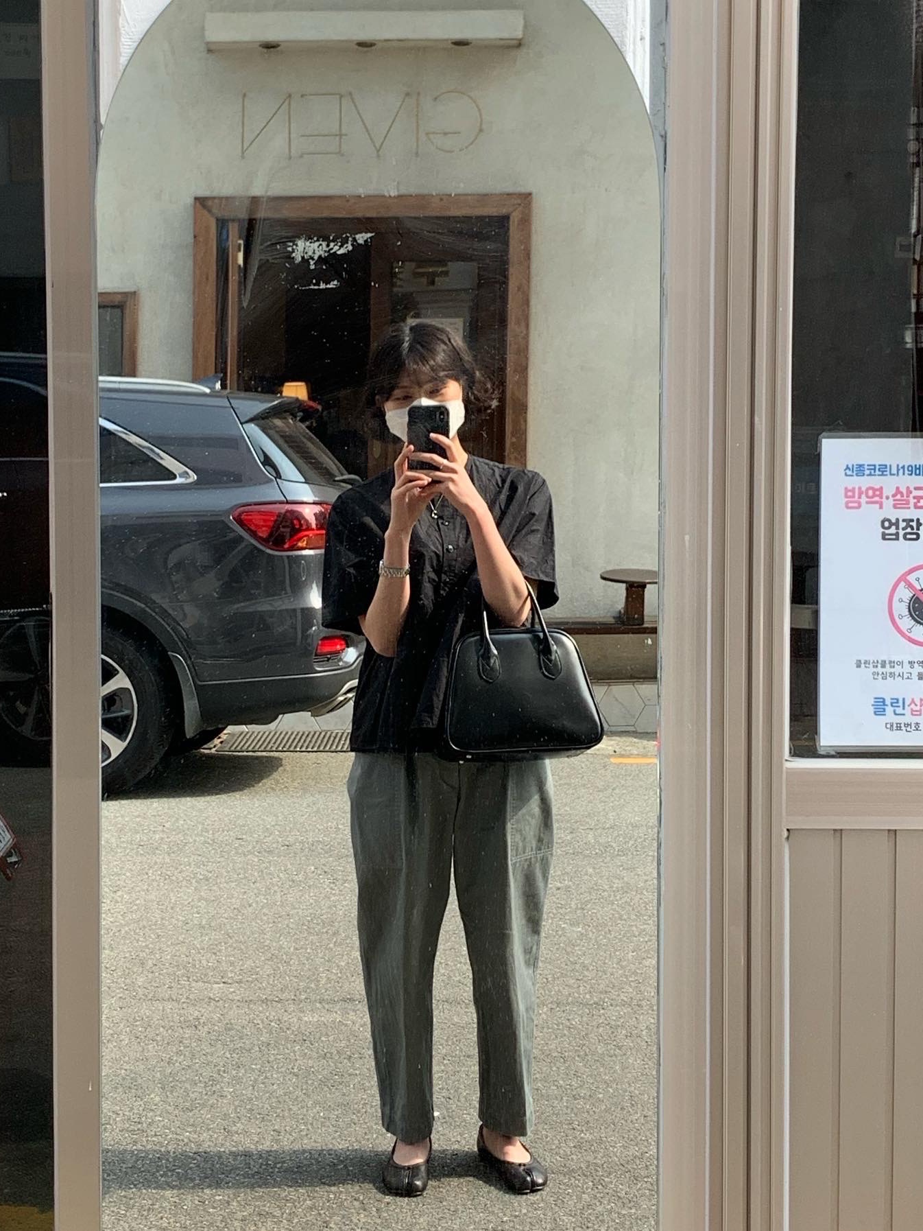 코모스 (@como_s) 님의 게시물 | KREAM