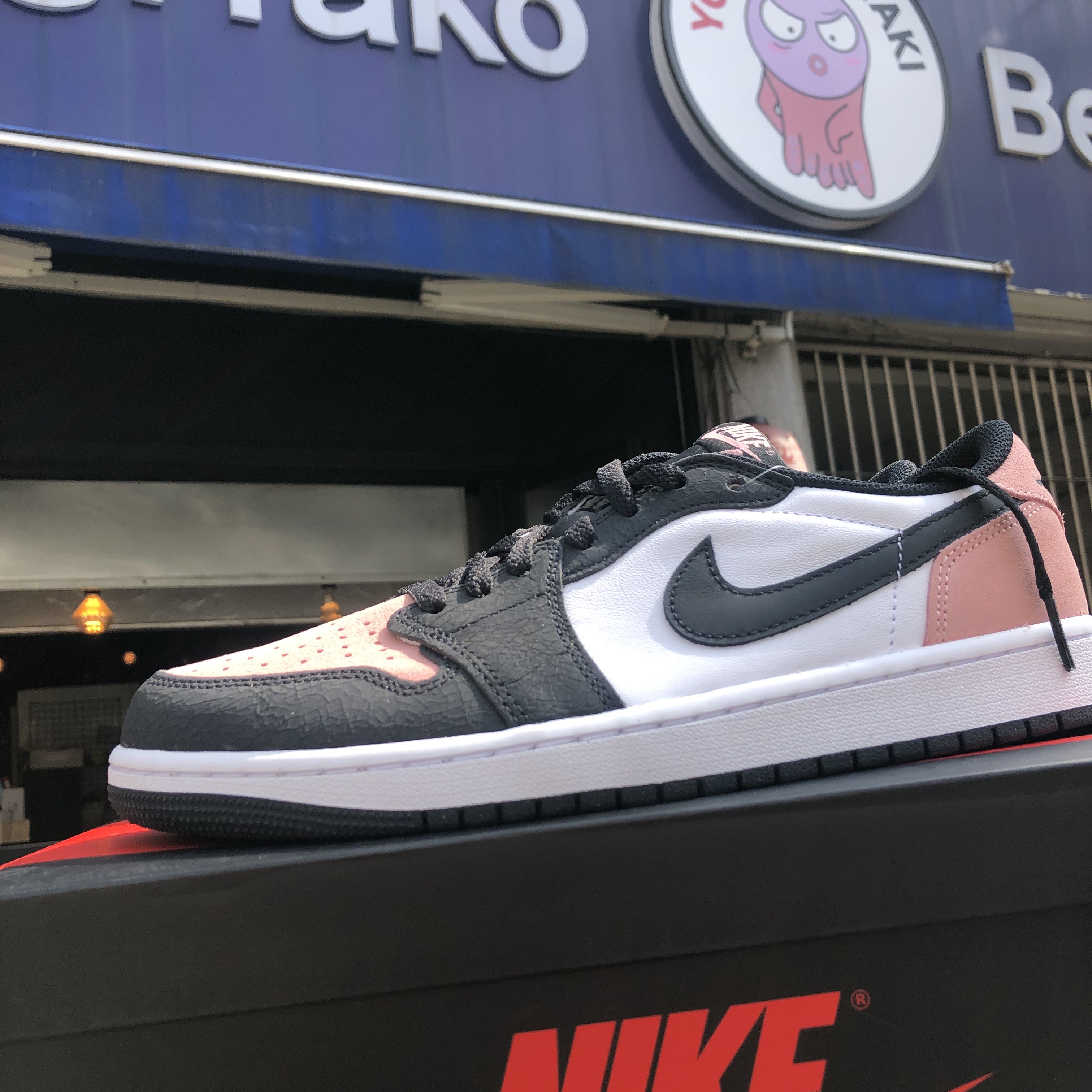 박형식 (@yogitako) 님의 게시물 | KREAM