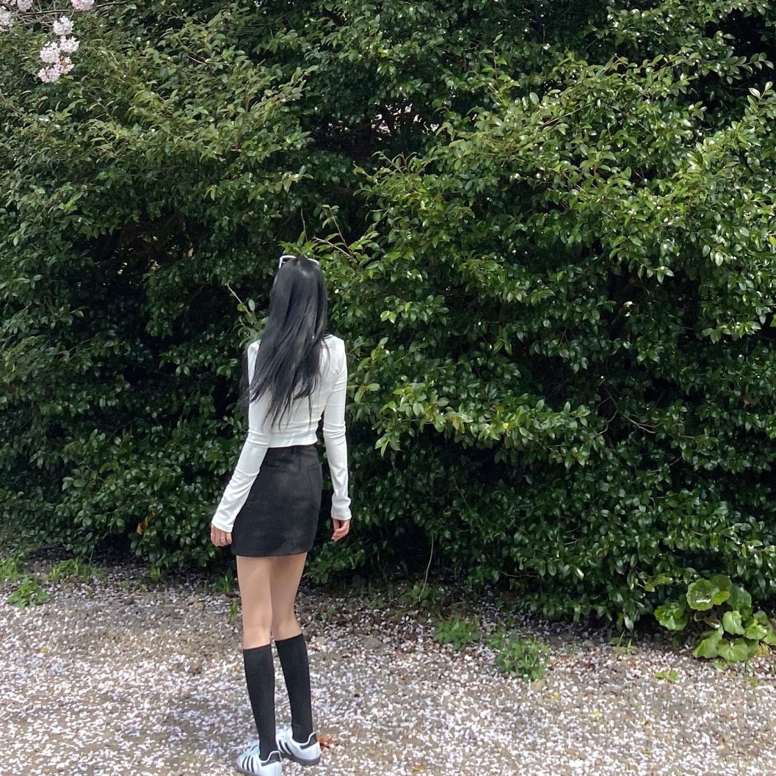 냘이 (@tjgus) 님의 게시물 | KREAM